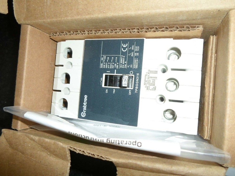 CRABTREE POWERSTAR 15 AMP TRIPLE POLE MCCB 7PBGGN315