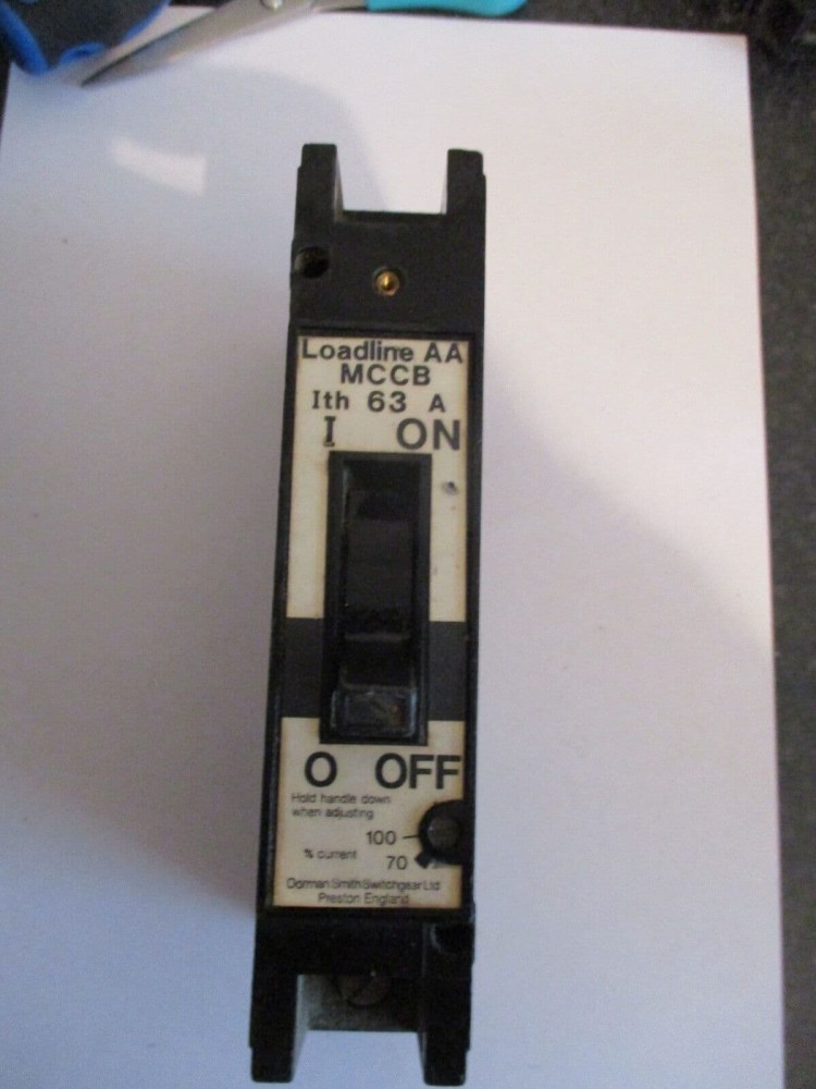 DORMAN SMITH LOADLINE 225 AMP MCCB CIRCUIT BREAKER