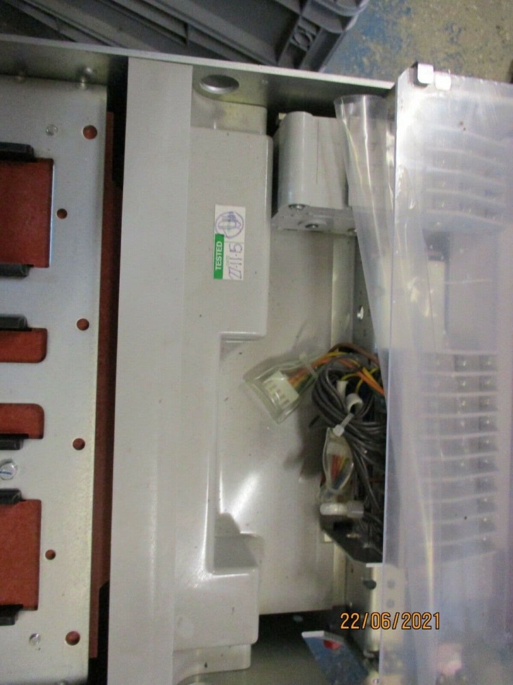 DORMAN SMITH LOADLINE Z FRAME 800 AMP AIR CIRCUIT BREAKER Z2D3J08H0JAA