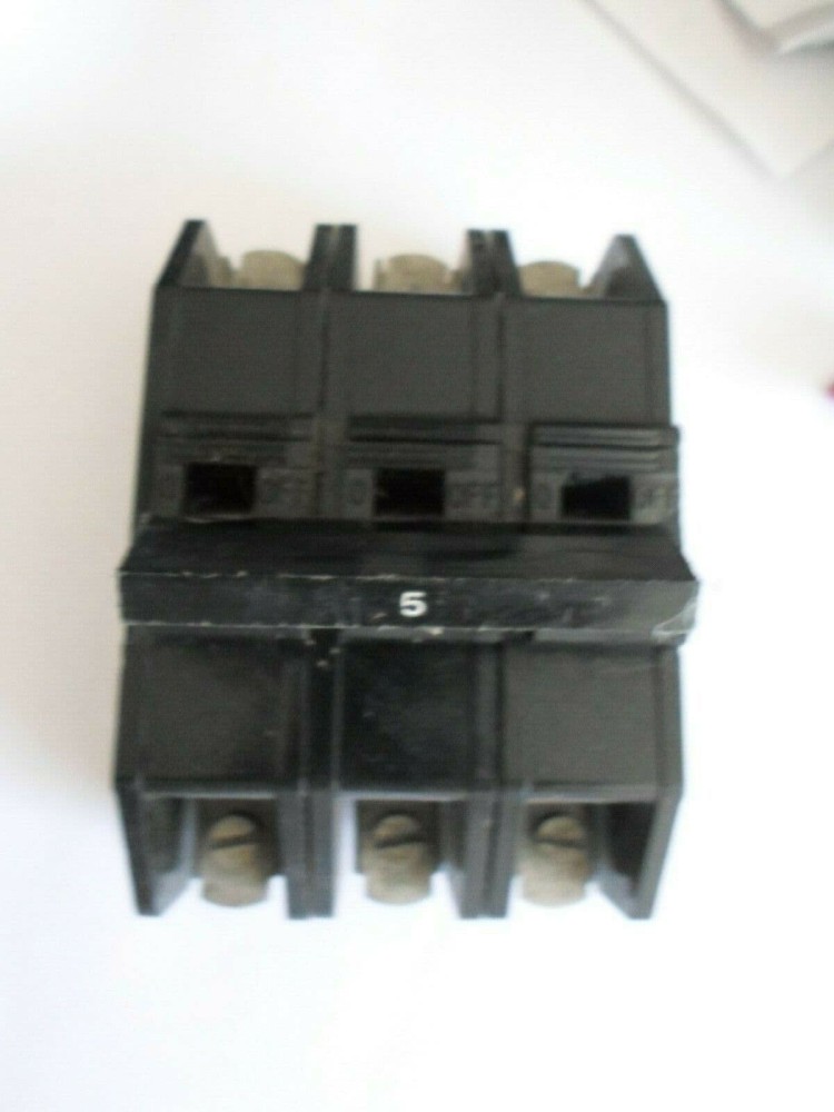 DORMAN SMITH LOADMASTER SERIES 15 30 AMP TRIPLE POLE MCB CIRCUIT ...