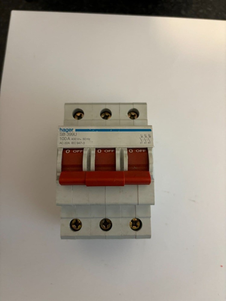 CRABTREE 100SW2 100 AMP MAIN SWITCH DISCONNECTOR AC22A BS 60947-3