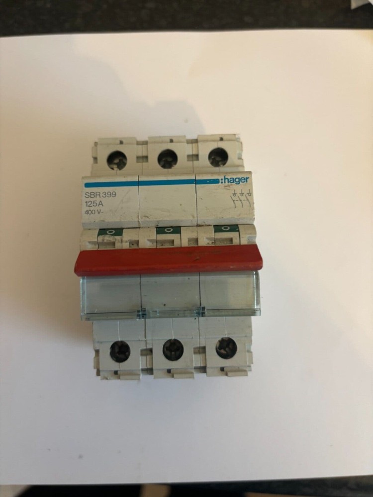 CHINT NH4-125 100 AMP TRIPLE POLE MAIN SWITCH DISCONNECTOR