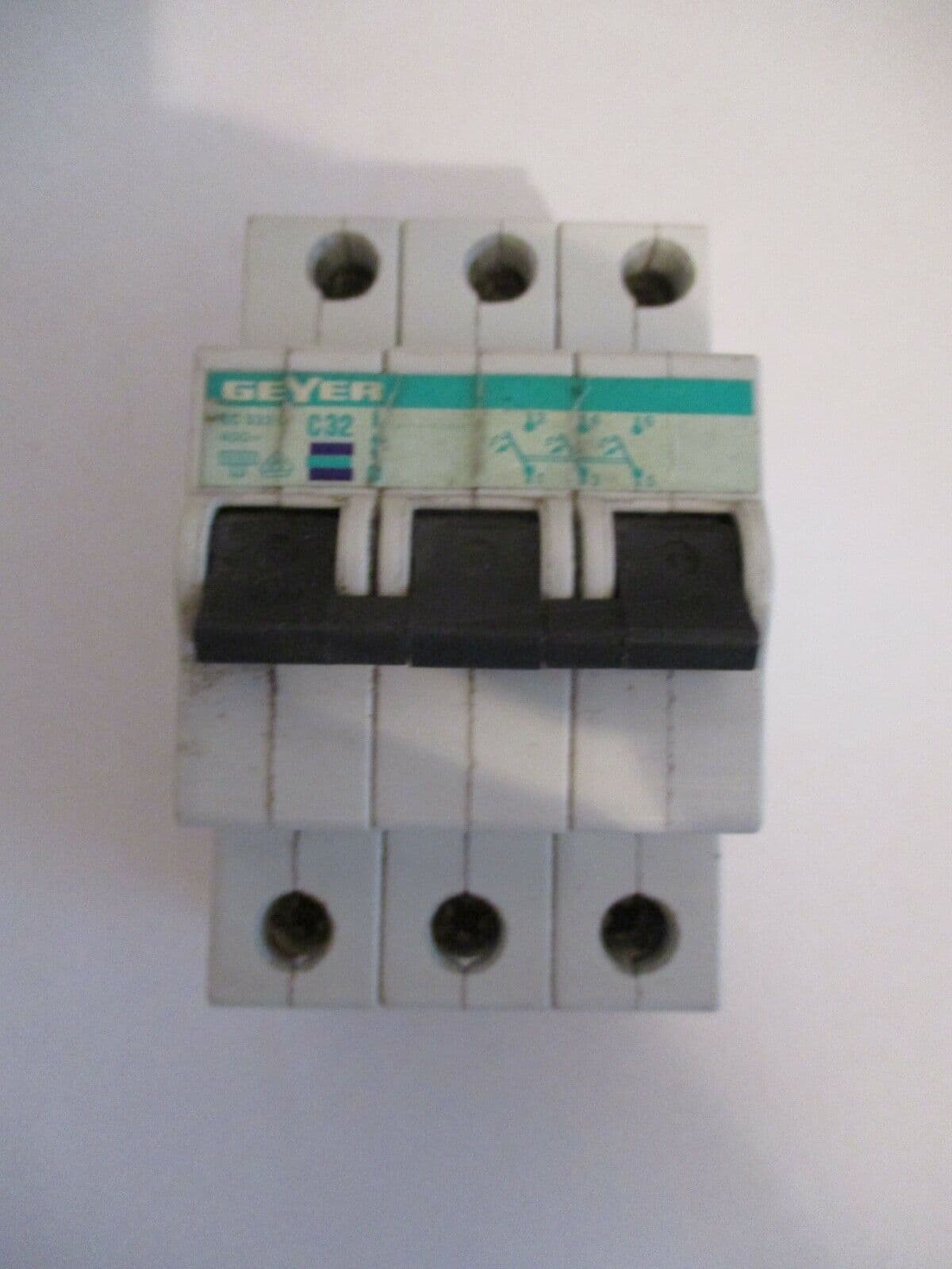 PROTEUS GEYER C32 32 AMP 10KA EC332C TRIPLE POLE MCB CIRCUIT BREAKER