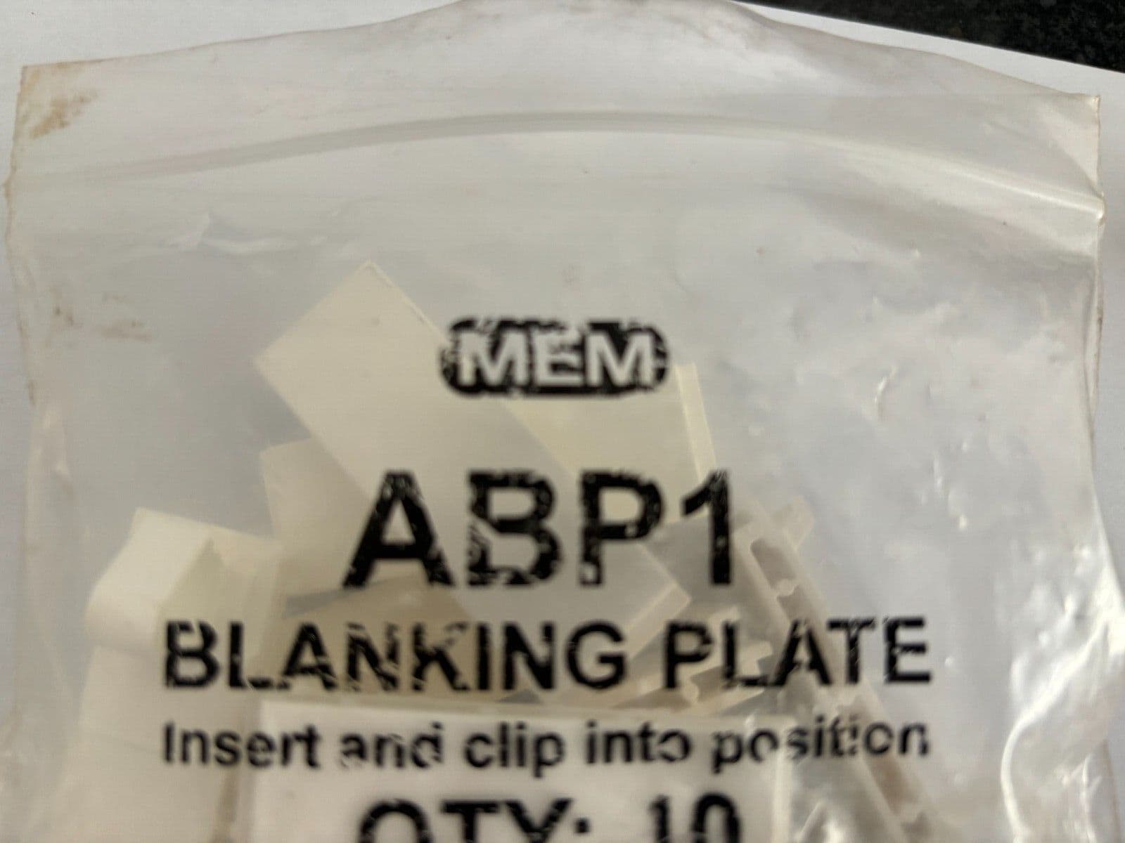 5 X MEM / EATON ABP1 BLANKING PLATES FOR CONSUMER UNITS