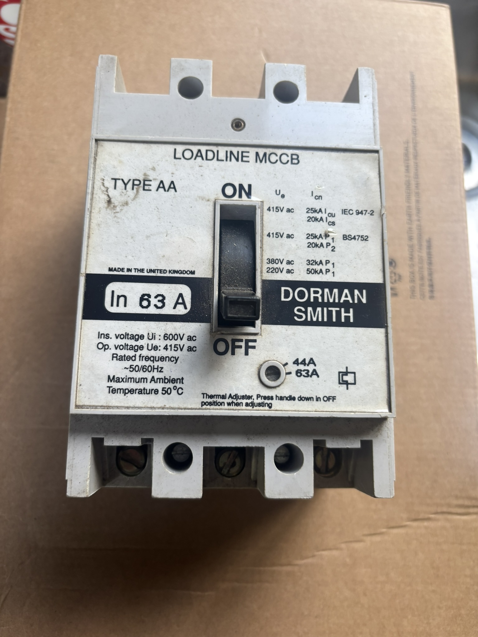 DORMAN SMITH LOADLINE 225 AMP MCCB CIRCUIT BREAKER