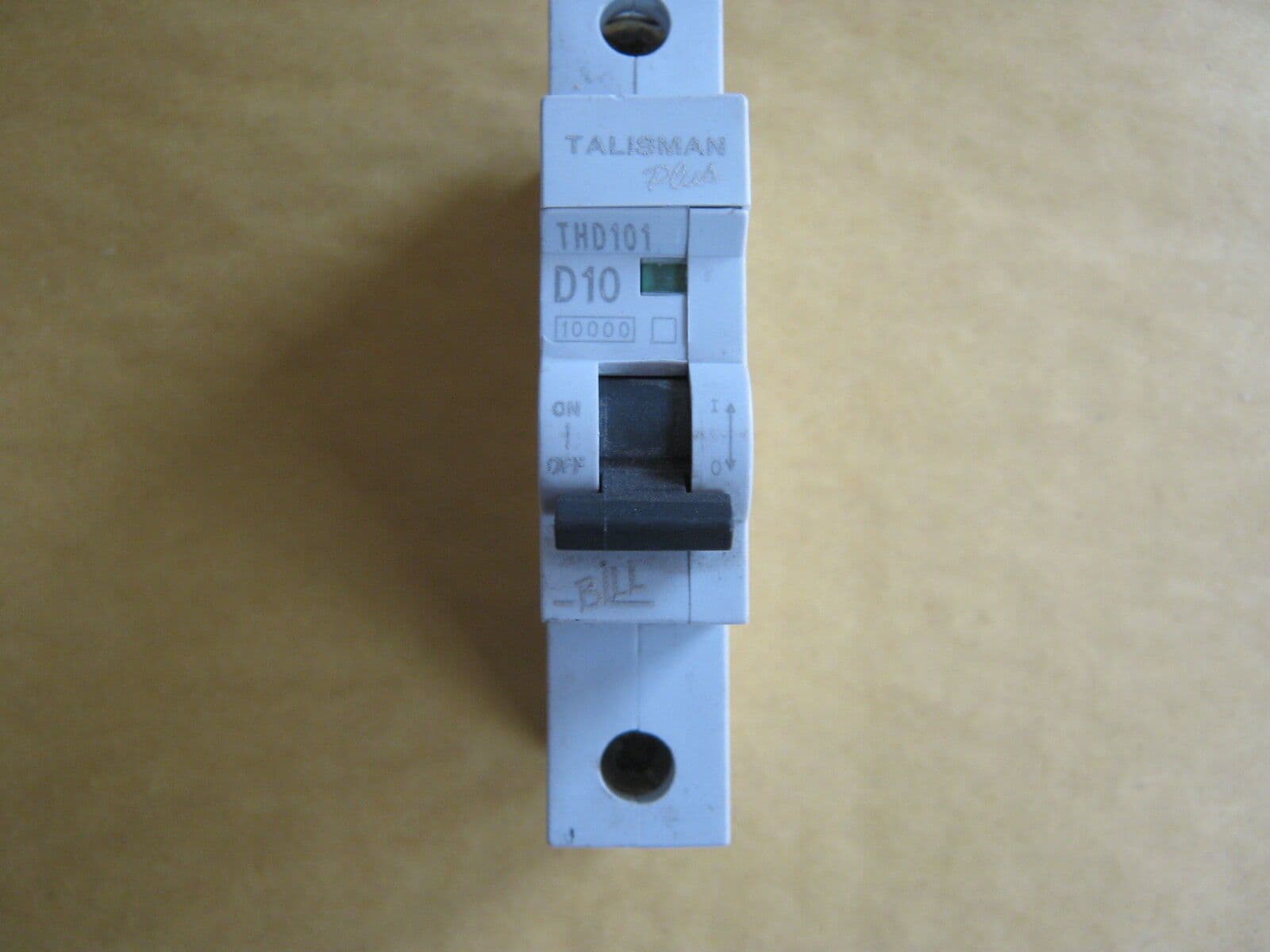 BILL TALISMAN PLUS D10 10 AMP THD101 10KA SINGLE POLE MCB CIRCUIT BREAKER