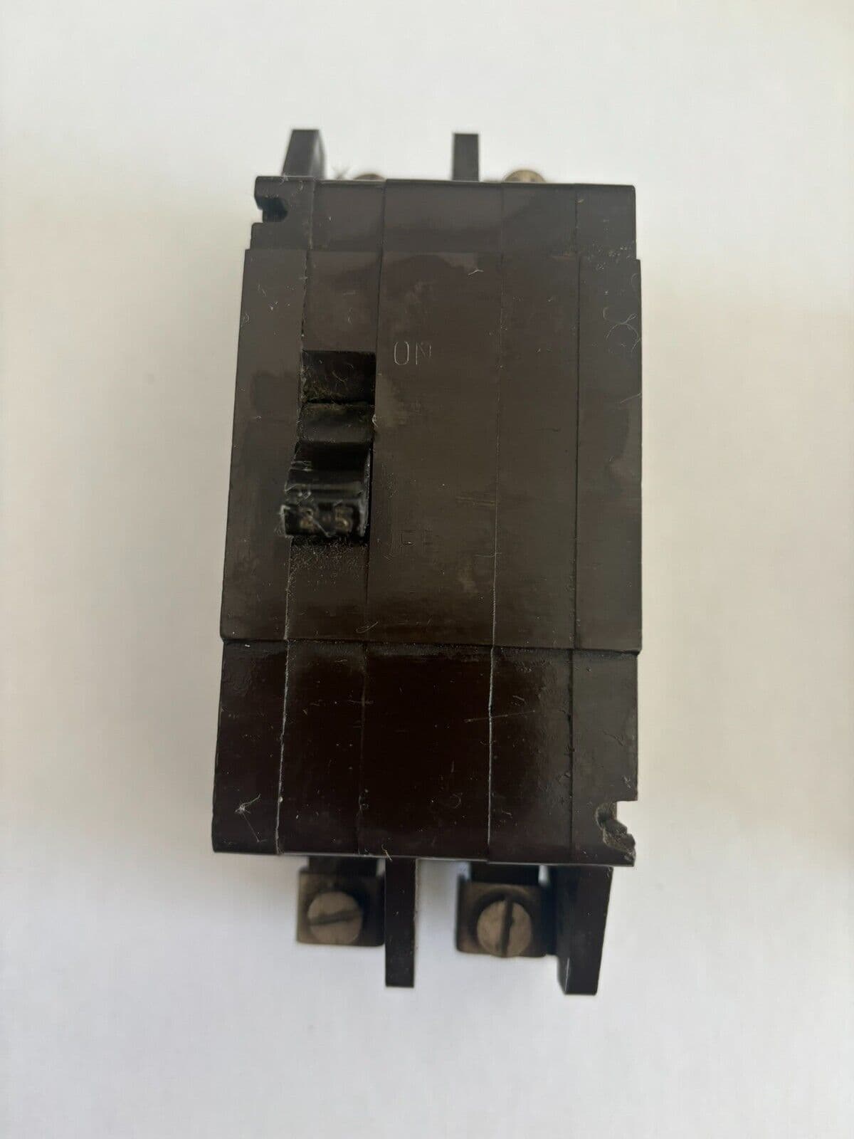 CRABTREE C50 25 AMP DOUBLE POLE MCB CIRCUIT BREAKER