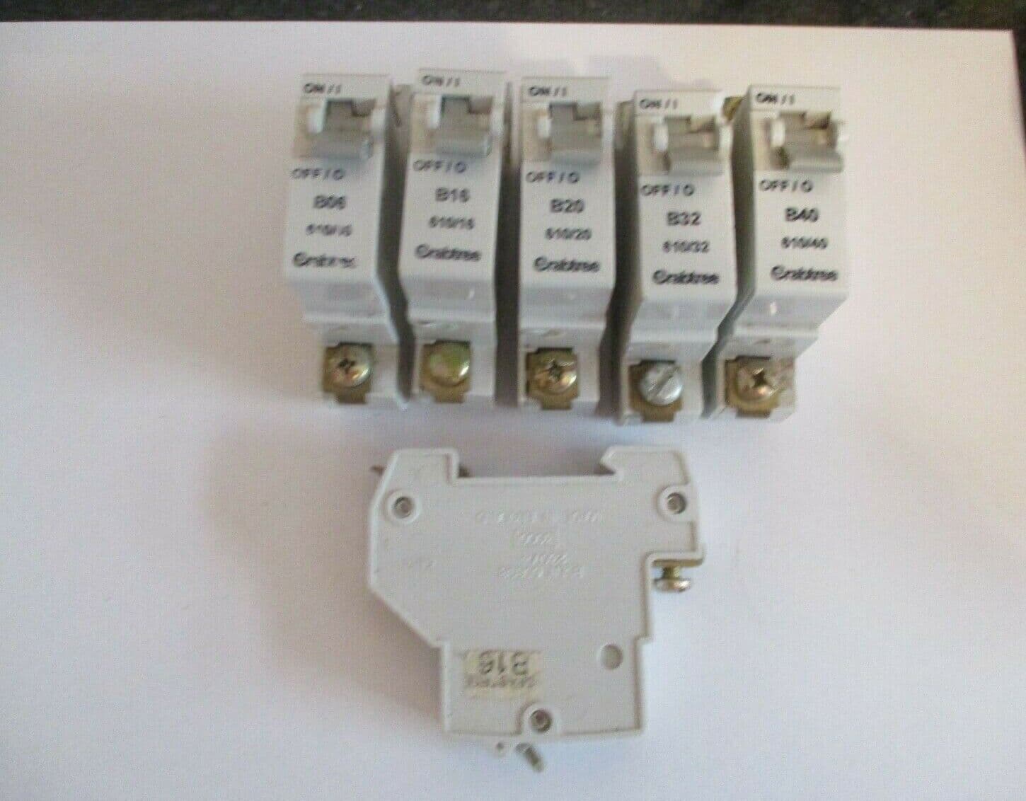 CRABTREE SB6000 610/ B6 B10 B16 B20 B32 B40 SINGLE POLE MCBS BLACK WRITING