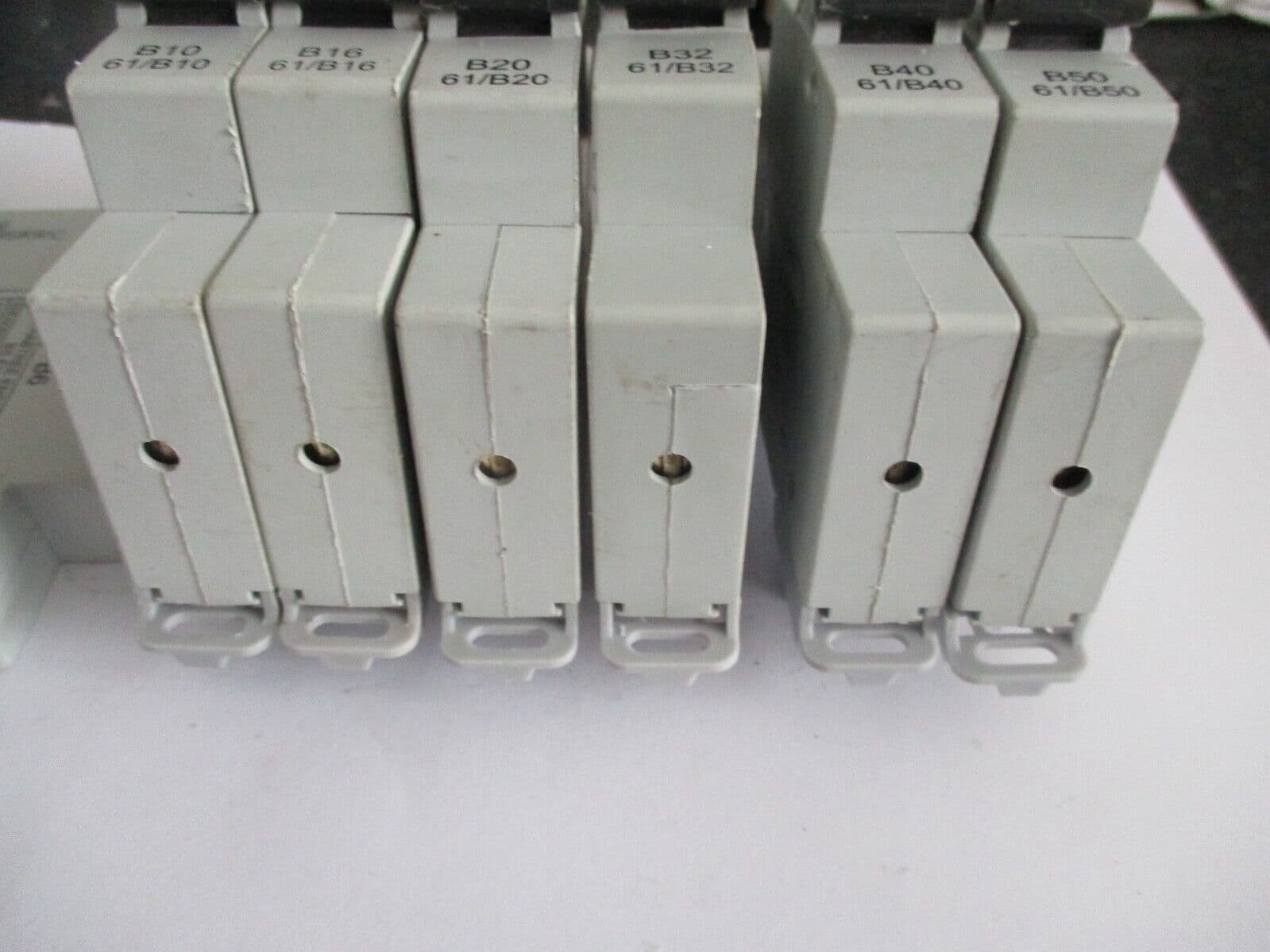 CRABTREE STARBREAKER B6 B10 B16 B20 B32 B40 B50 6KA CIRCUIT BREAKERS SERIES 4