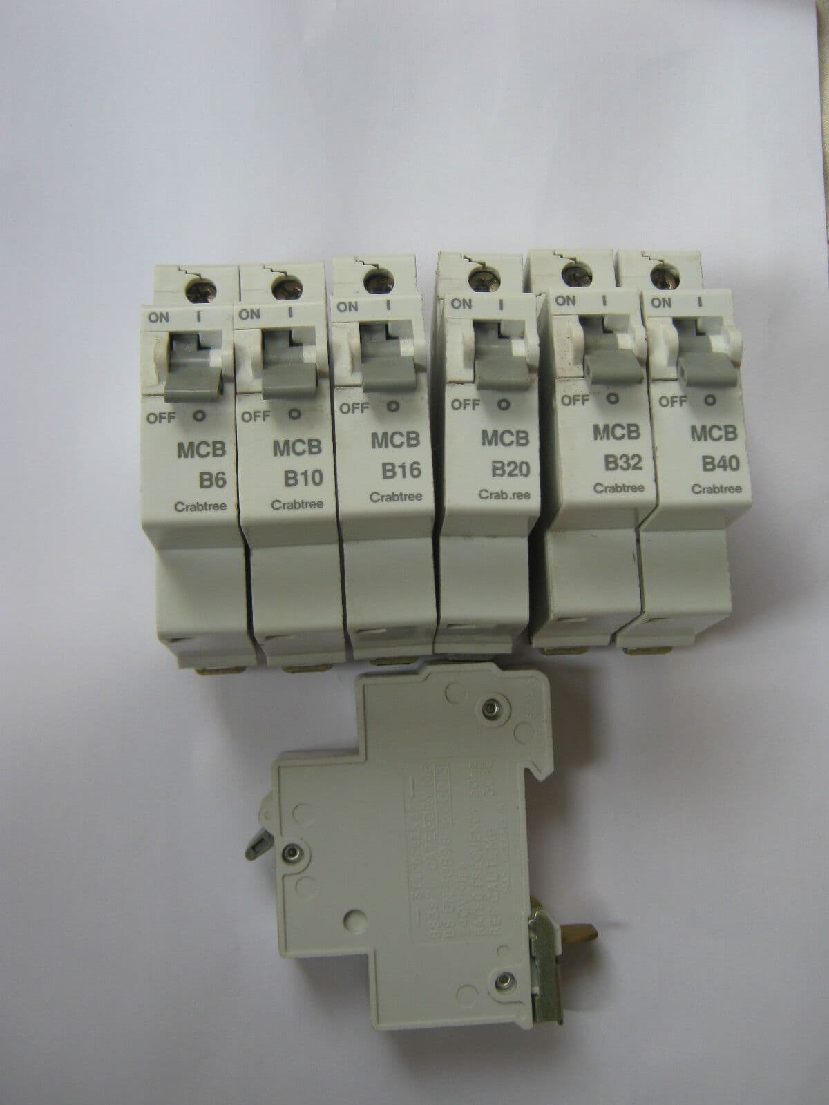 CRABTREE STARBREAKER BS3871 B6 B10 B16 B20 B32 B40 SINGLE POLE MCBS ...