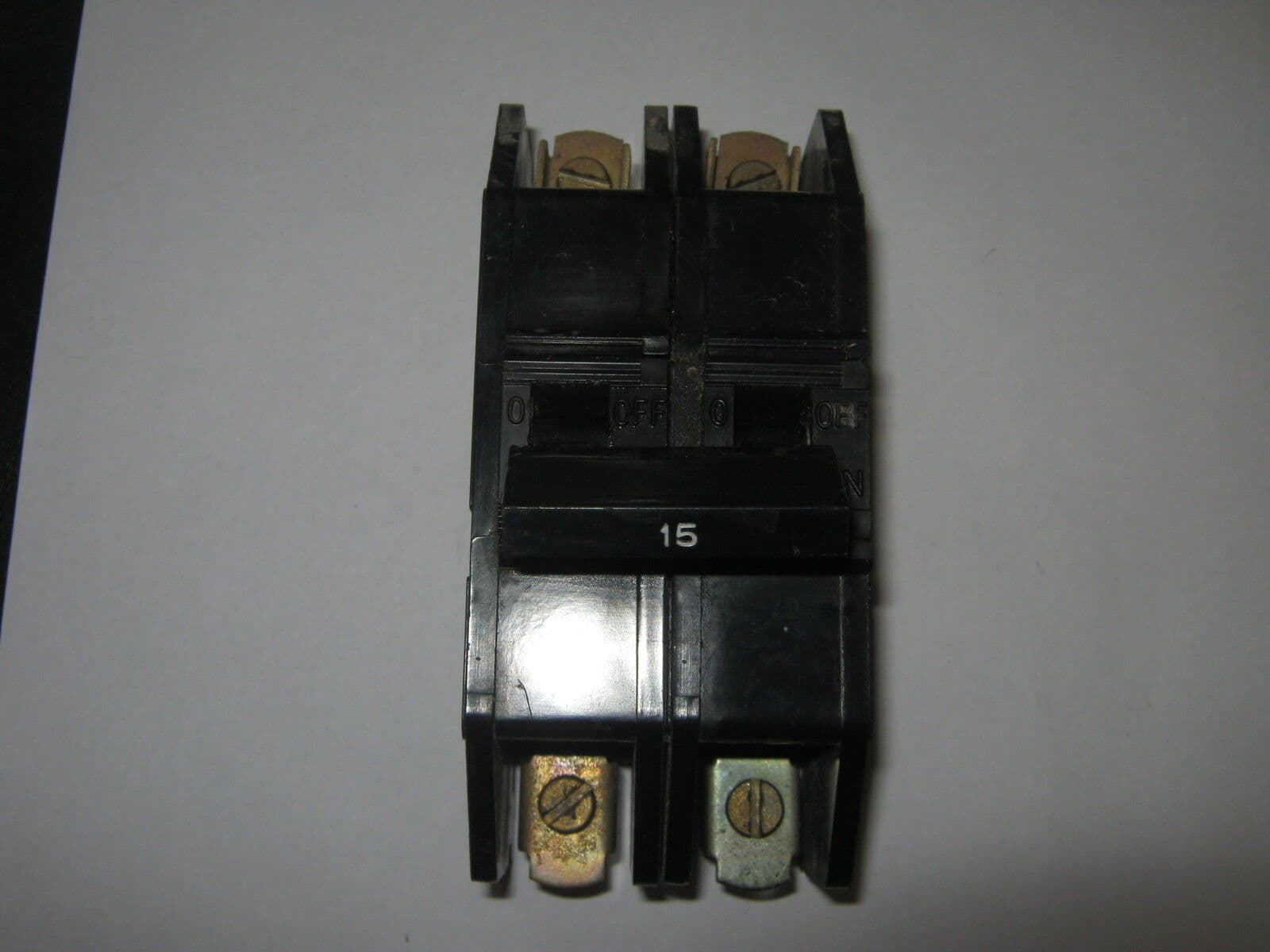 DORMAN SMITH LOADMASTER 15 AMP M3 DOUBLE POLE MCB CIRCUIT BREAKERBS 3871