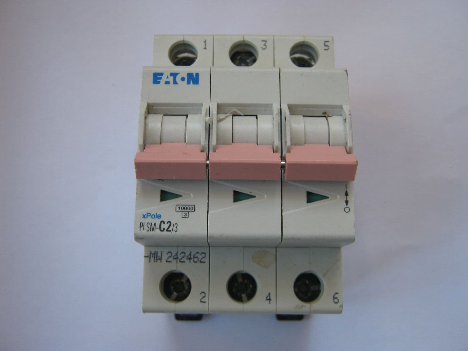 EATON / MOELLER XPOLE C2 2 AMP PLSM-C2/3 TRIPLE POLE CIRCUIT BREAKER