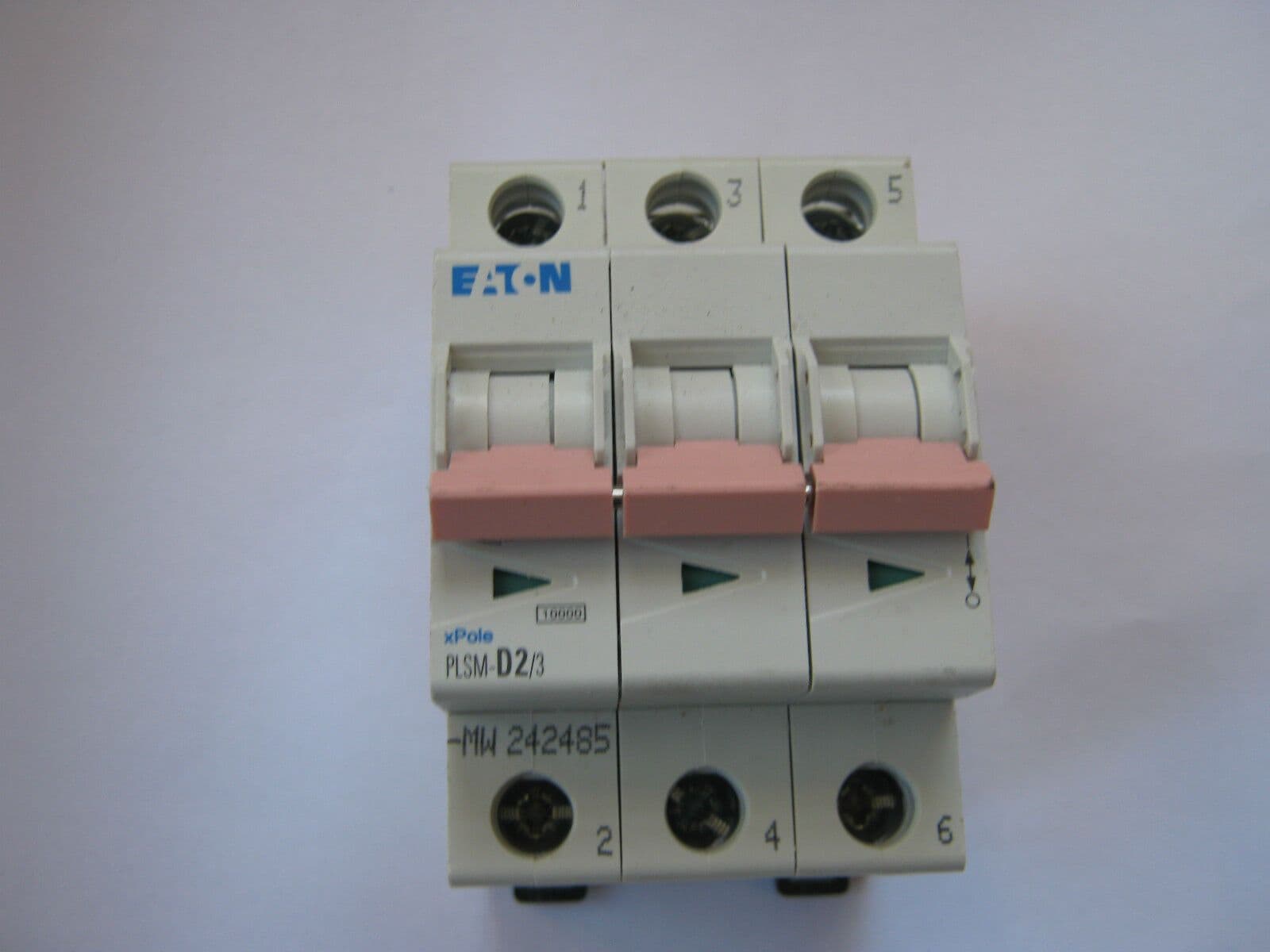 EATON / MOELLER XPOLE D4 4 AMP PLSM-D4/3 TRIPLE POLE CIRCUIT BREAKER