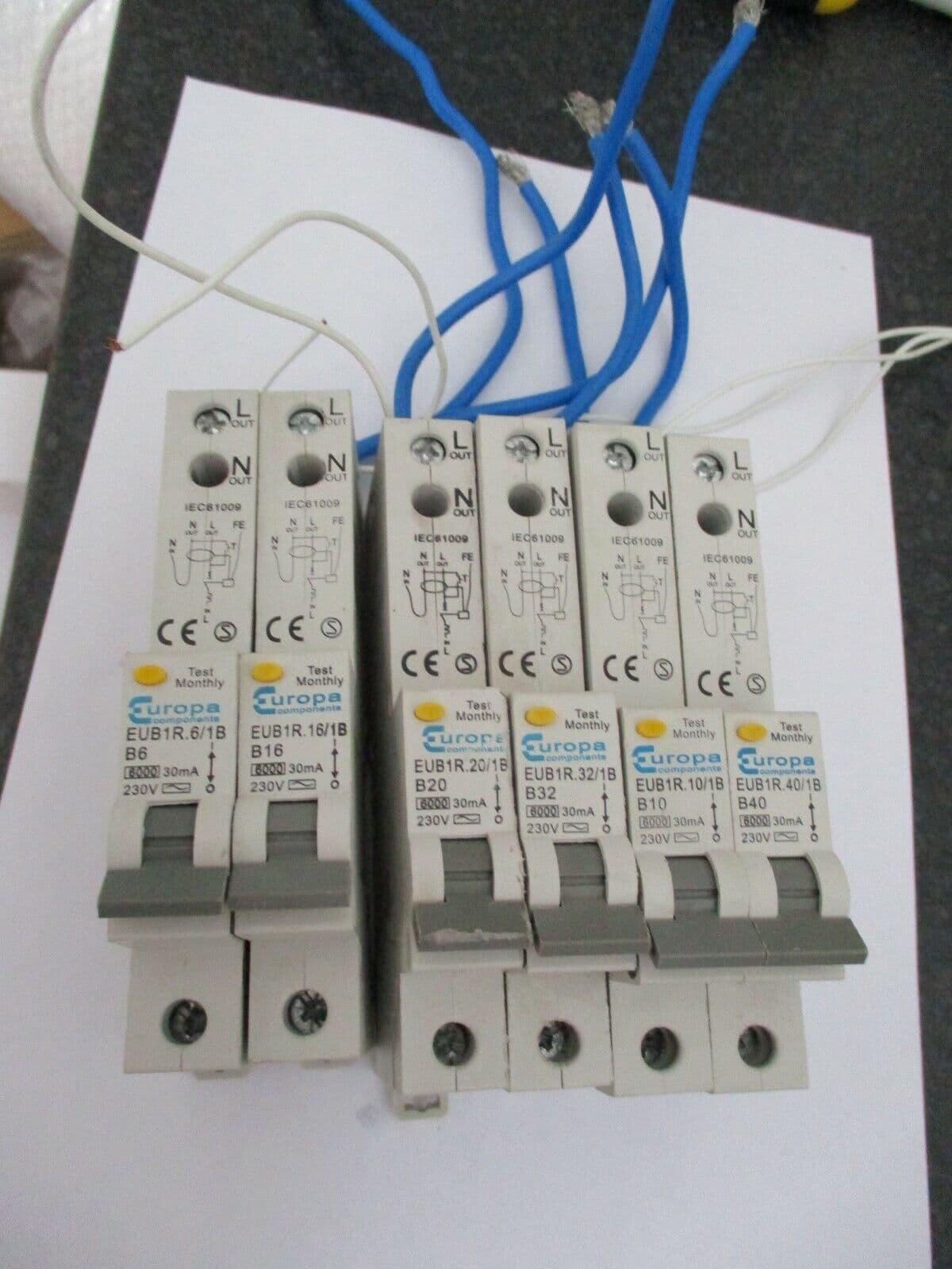 EUROPA EUB1R B6 B10 B16 B20 B32 B40 6 KA 30mA RCBO CIRCUIT BREAKERS