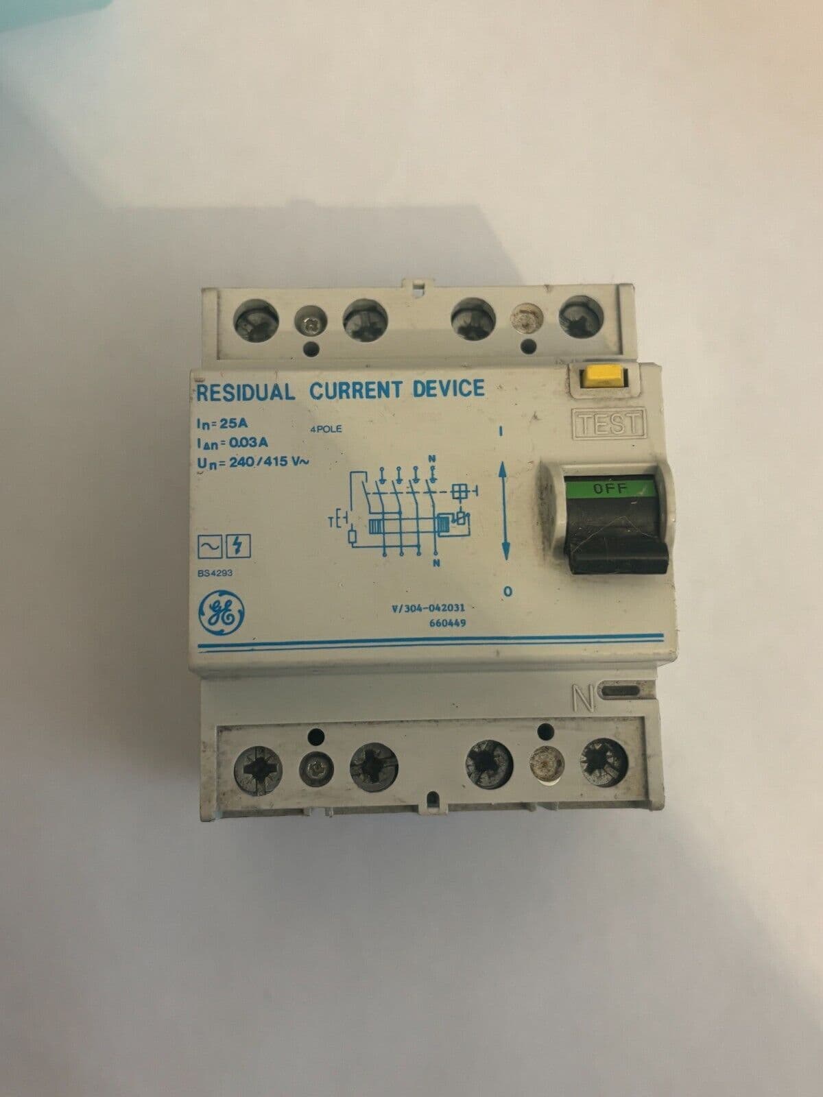 GE GENERAL ELECTRIC 25 AMP 30mA V/304-042031 4 POLE RCD CIRCUIT BREAKER