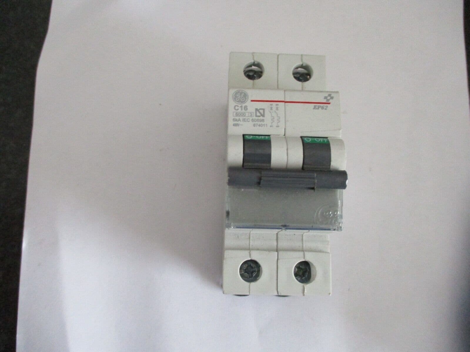 GENERAL ELECTRIC C16 16 AMP EP62C16 / 674011 DOUBLE POLE MCB CURCUIT BREAKER