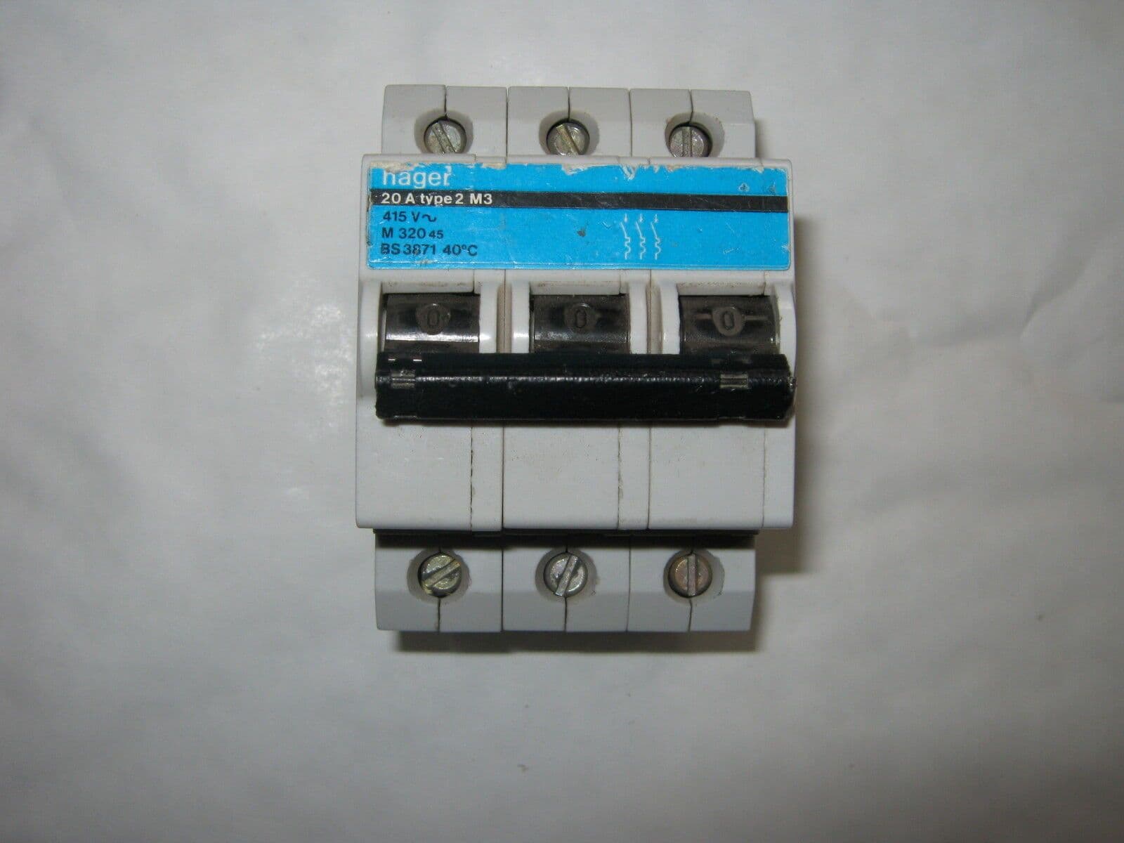 HAGER 20 AMP M32045 TYPE 2 M3 BS 3871 POLE MCB CIRCUIT BREAKER