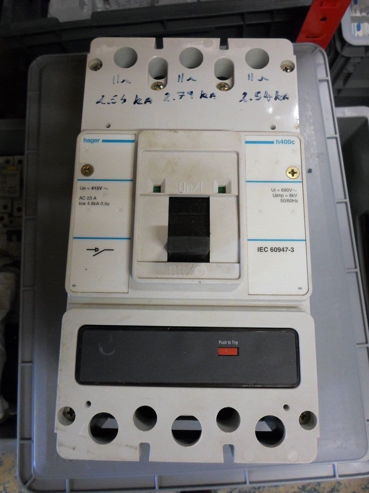 HAGER 400 AMP H400C TRIPLE POLE CIRCUIT BREAKER