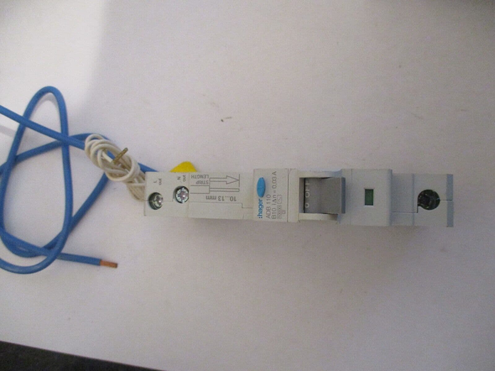 HAGER ADB 110 B10 10 AMP 30mA 10KA SINGLE POLE RCBO CIRCUIT BREAKER