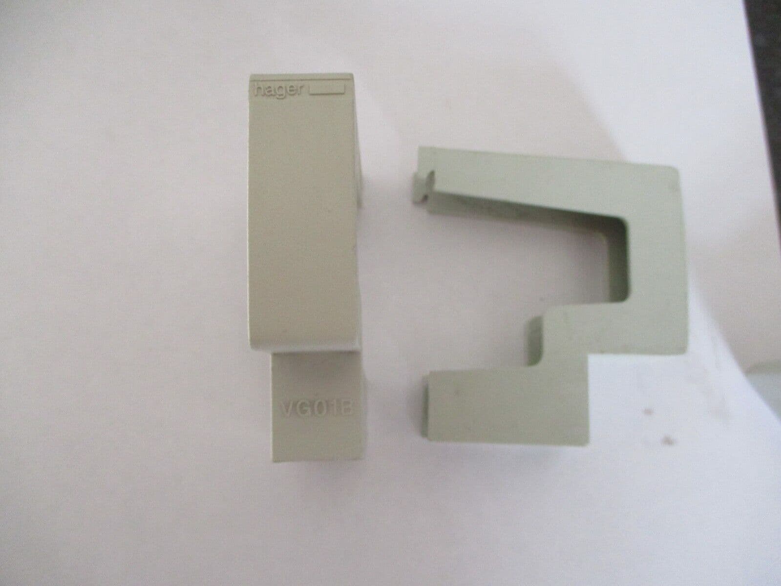 HAGER VG01B SINGLE MODULE BLANK FOR MCB CONSUMER UNITS