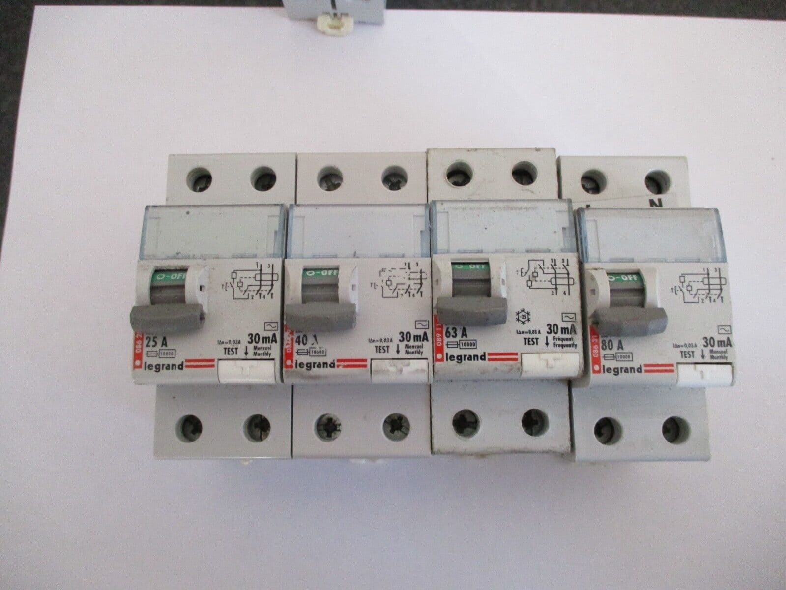 LEGRAND 086 RANGE 25 40 63 80 AMP 30mA RCD CIRCUIT BREAKERS