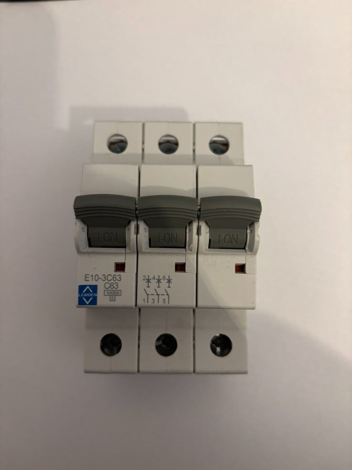 LEWDEN C63 63 AMP E10-3C63 10KA TRIPLE POLE MCB CIRCUIT BREAKER
