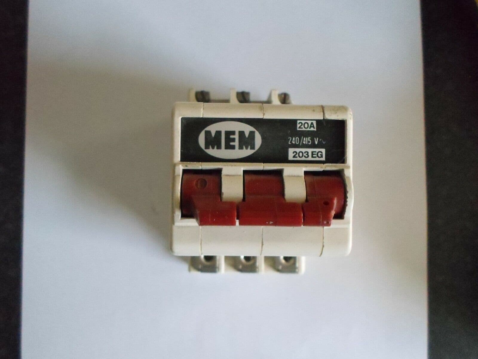 MEM 20 AMP 203EG M6 TRIPLE POLE MCB CIRCUIT BREAKER