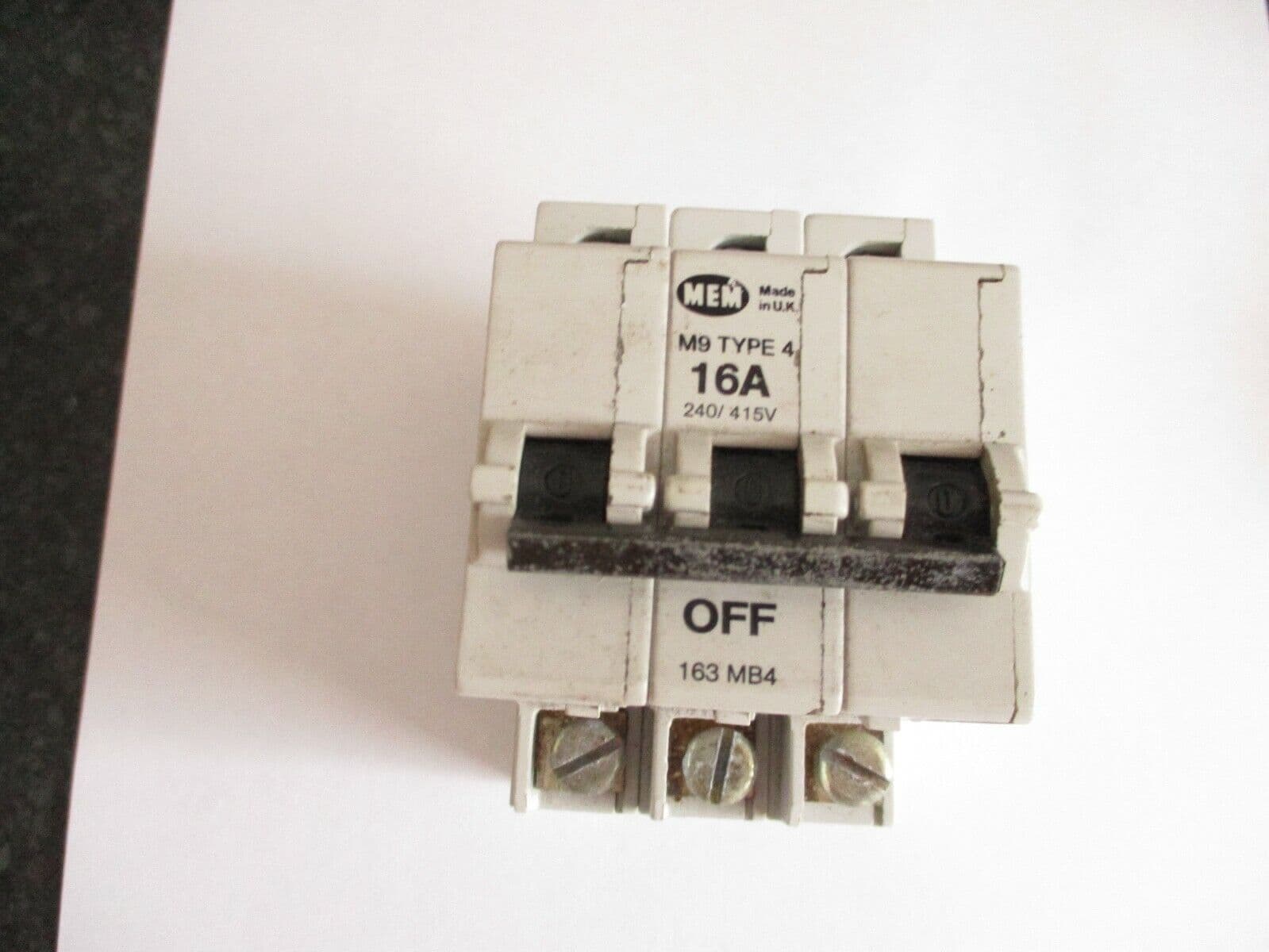 MEM EATON 16 AMP M9 TYPE 4 163MB4 TRIPLE POLE MCB CIRCUIT BREAKER