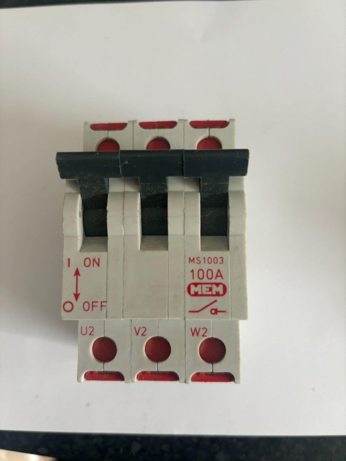 MEM EATON MS1003 100 AMP TRIPLE POLE SWITCH DISCONNECTOR