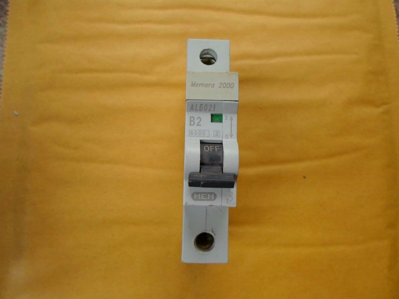 MEM MEMERA 2000 EATON ALB021 B2 2 AMP SINGLE POLE MCB CIRCUIT BREAKER