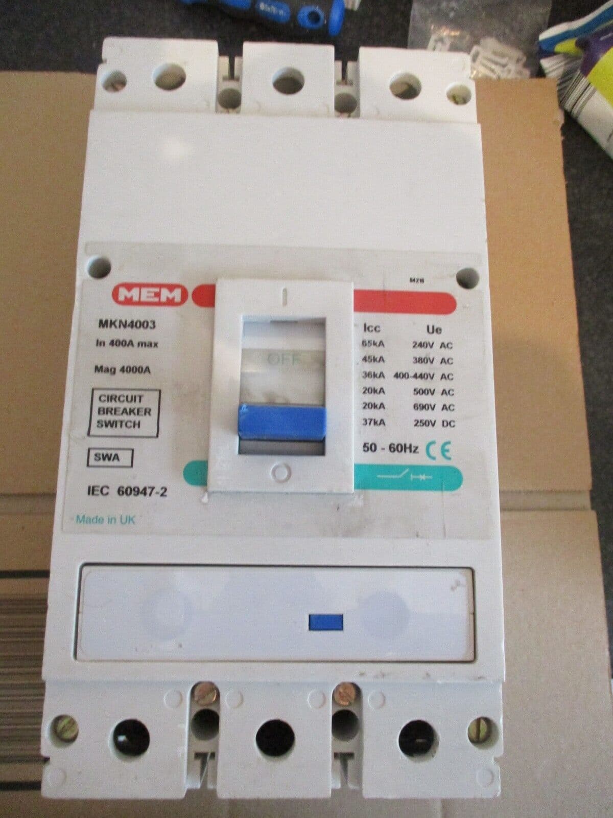 MEM MKN4003 400 AMP MOULDED CASE SWITCH DISCONNECTOR