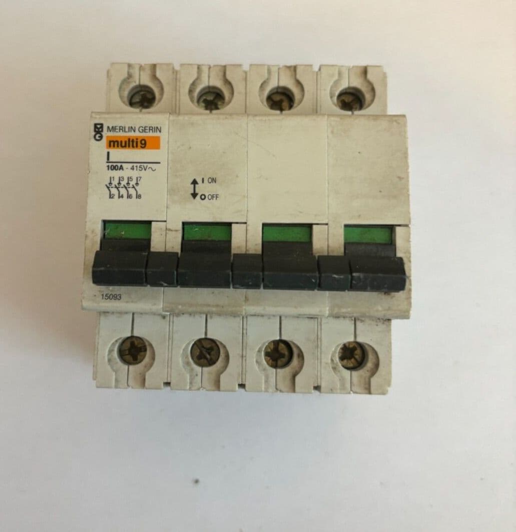 MERLIN GERIN 100 AMP 15093 4 POLE MAIN SWITCH DISCONNECTOR