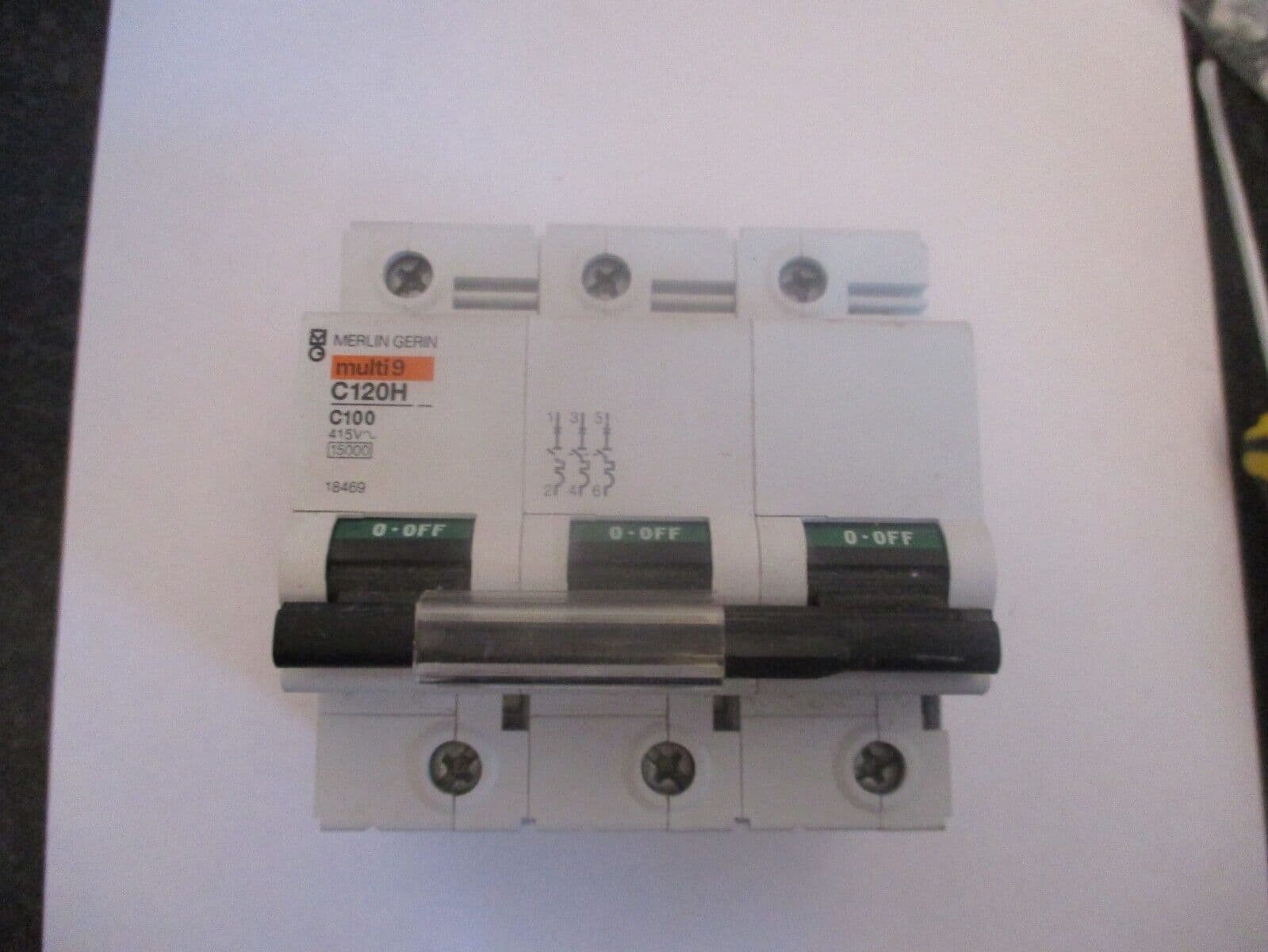 MERLIN GERIN C120H C100 100 AMP 15 KA 18469 TRIPLE POLE MCB CIRCUIT BREAKER