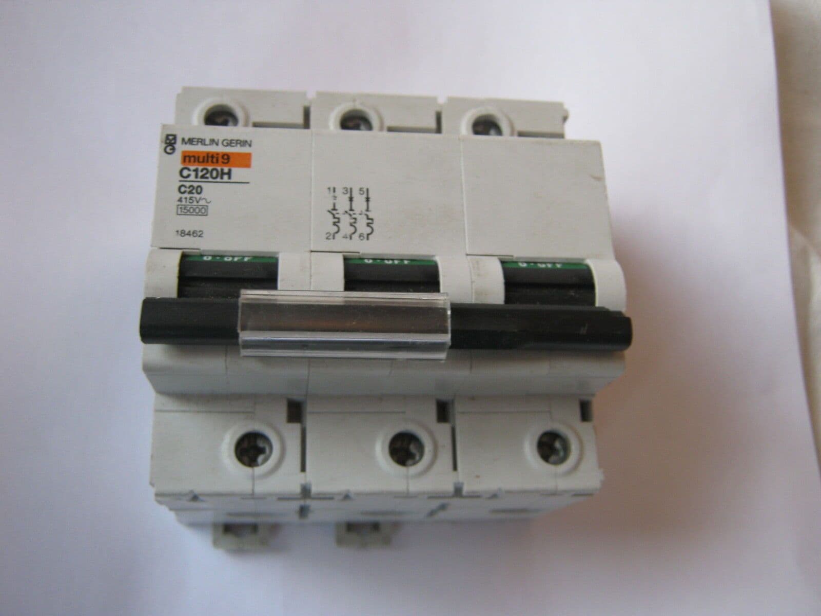 MERLIN GERIN C120H C20 20 AMP 18462 MCB CIRCUIT BREAKER