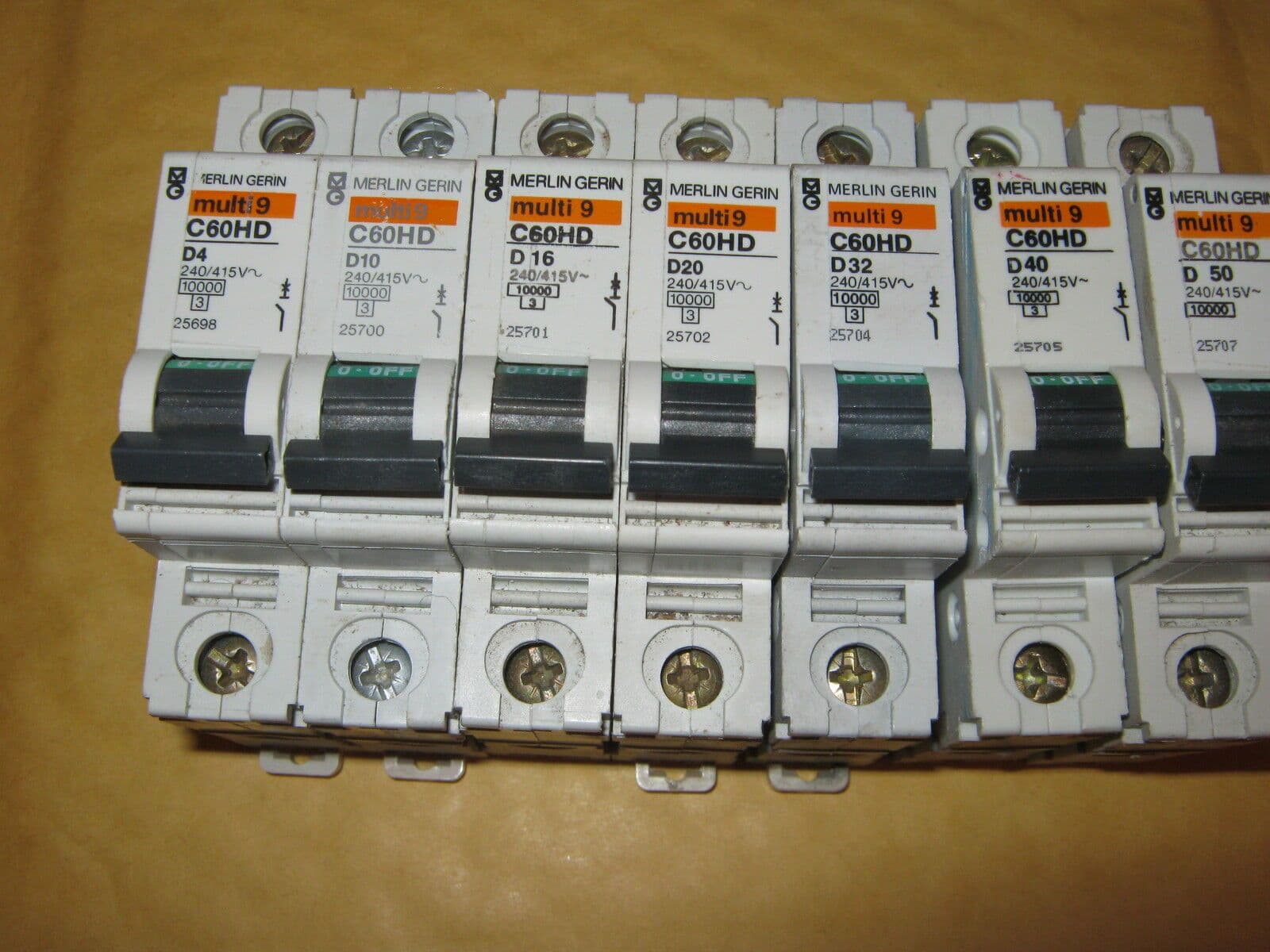 MERLIN GERIN C60HD D1 D2 D4 D6 D10 D16 D20 D32 D40 D63 SINGLE POLE MCBS