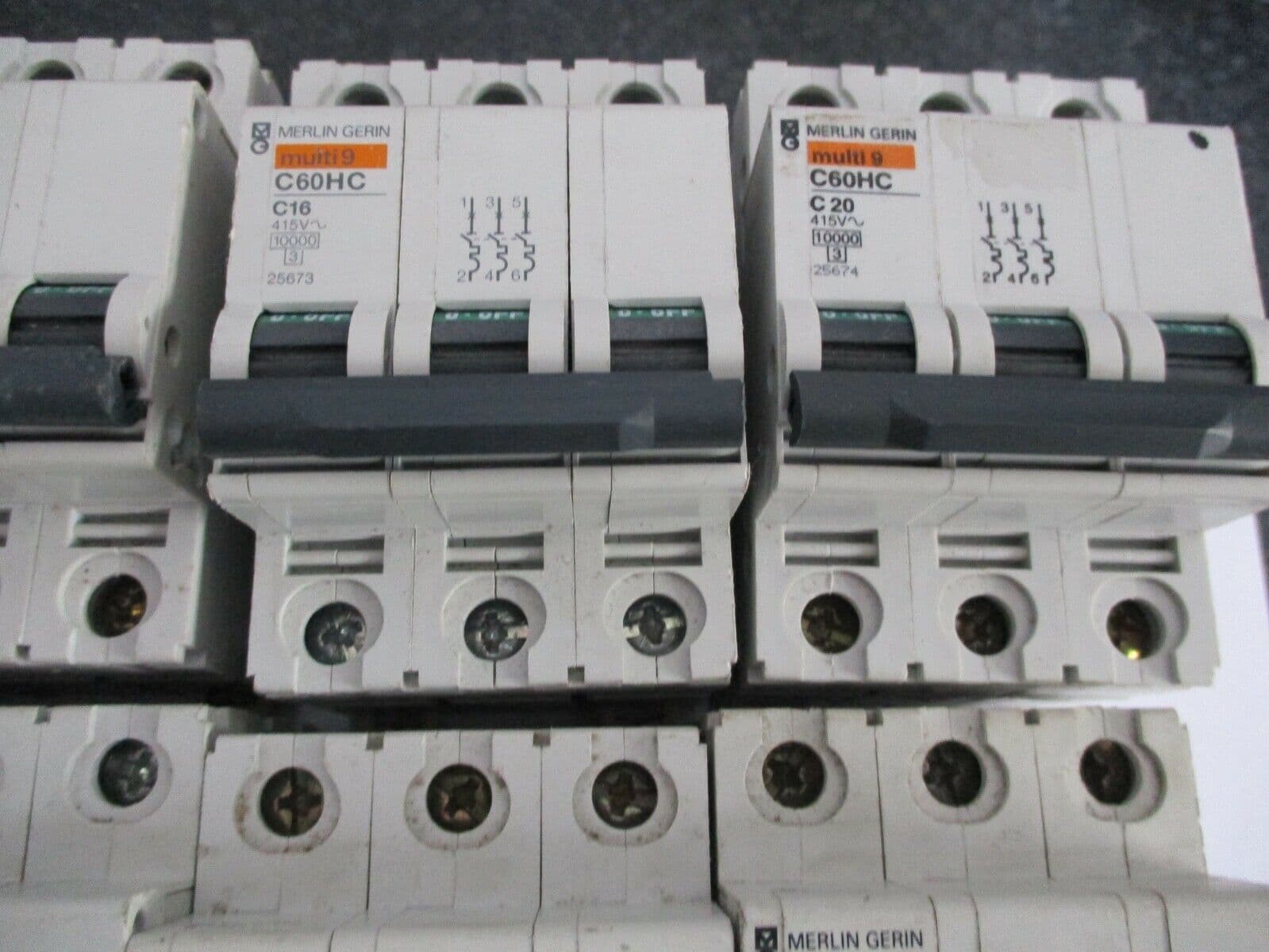 MERLIN GERIN MULTI 9 C60HC C6 C10 C16 C20 C32 C40 C50 C63 10KA TRIPLE POLE MCBS