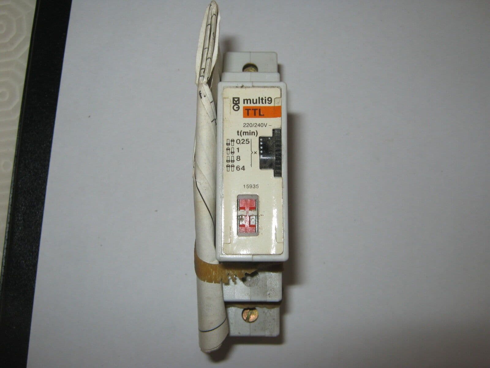 MERLIN GERIN TTL 15935 TIME DELAY DEVICE