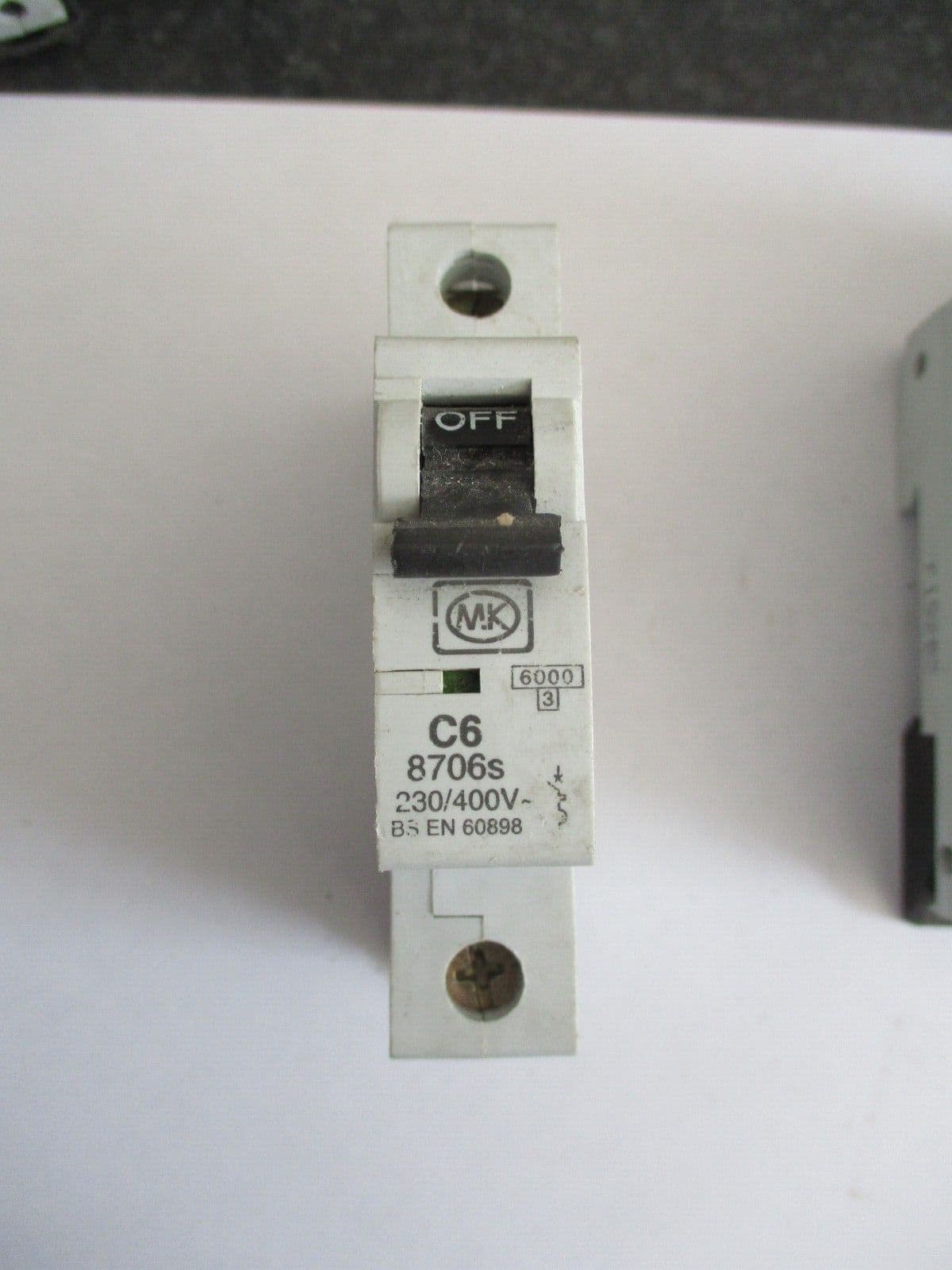MK SENTRY C6 6 AMP 8706s 6KA SINGLE POLE MCB CIRCUIT BREAKER