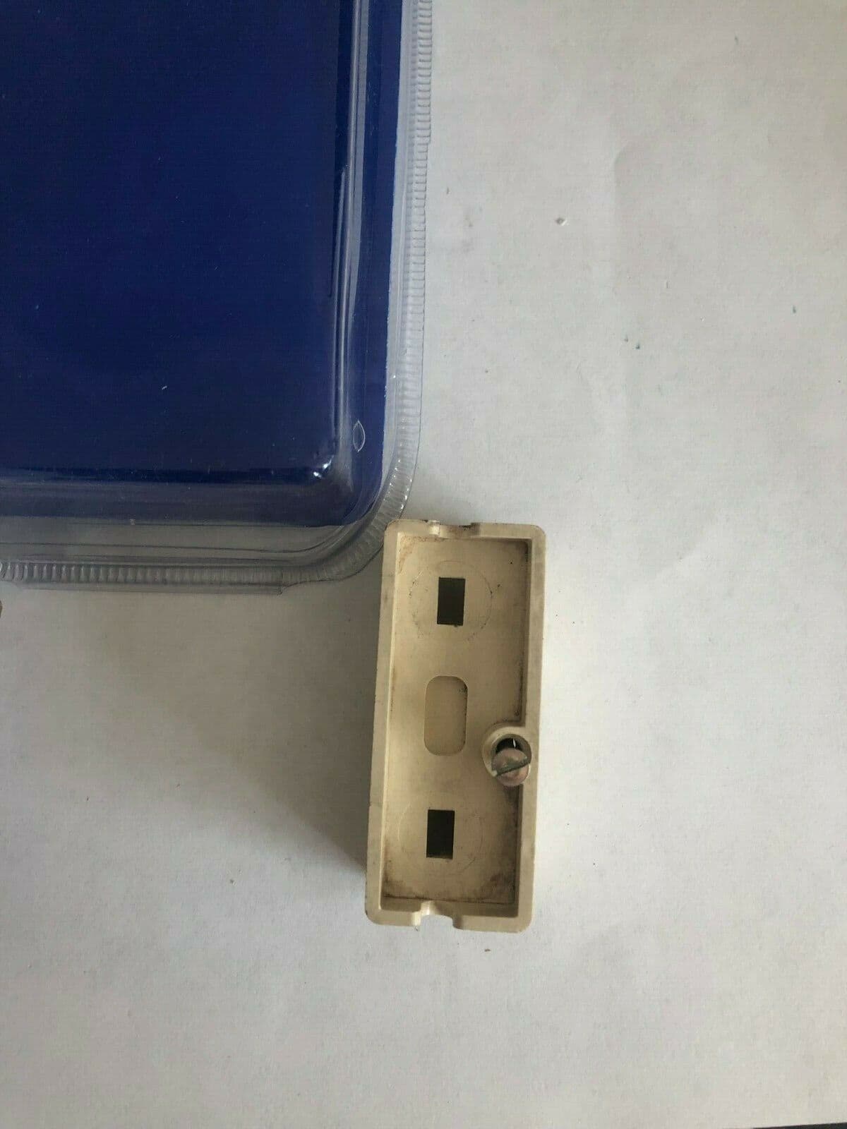NEW GE MINI TRIP B5 5A 5 AMP PLUG IN MCB WITH OR WITHOUT BASE SHIELD SMT5