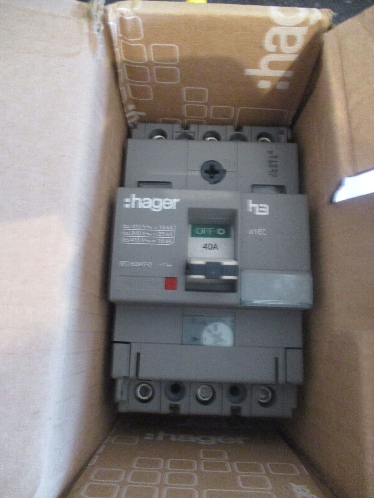 NEW HAGER H3 X160 40 AMP HDA040U TRIPLE POLE MCCB CIRCUIT BREAKER