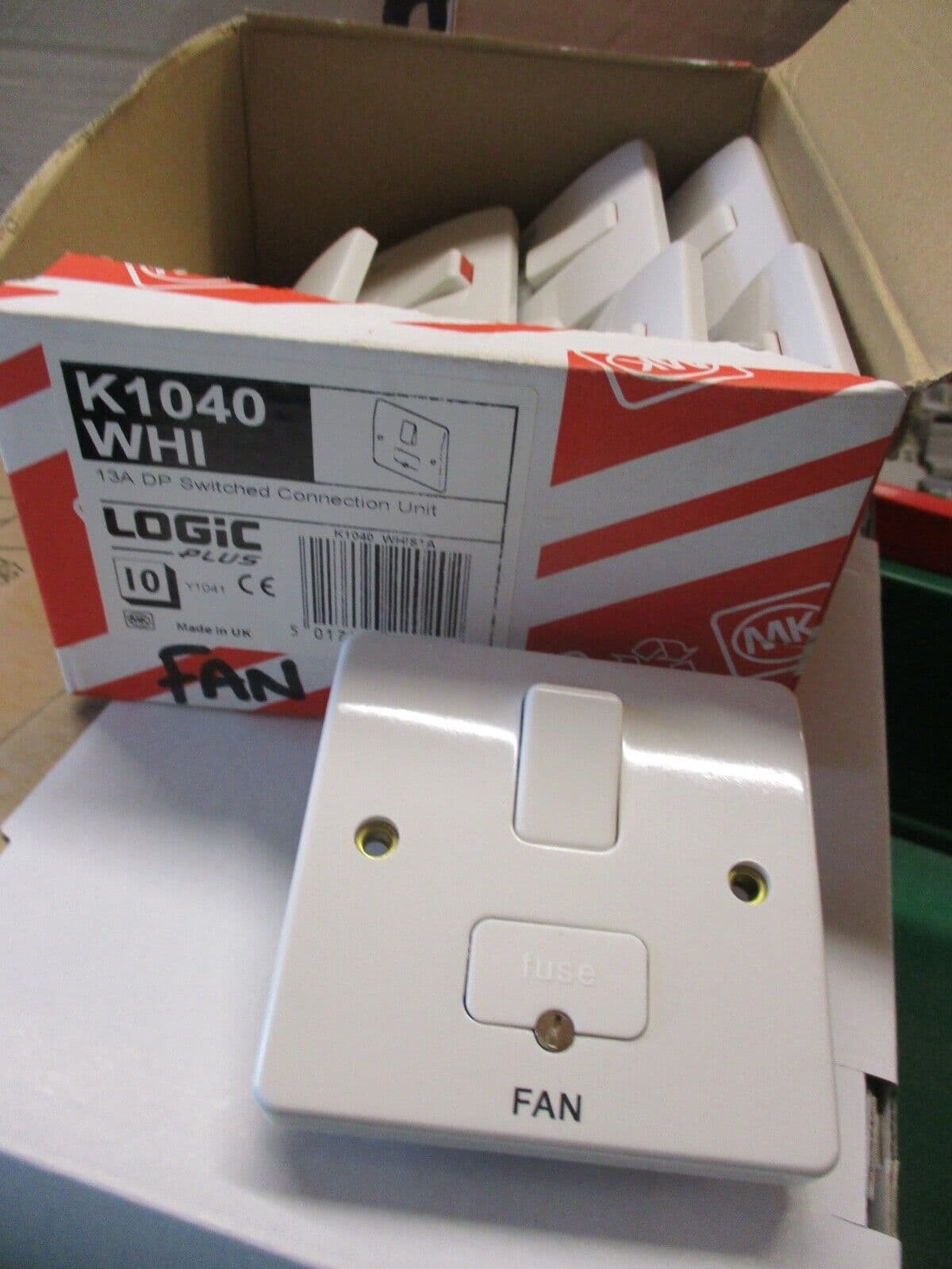 NEW MK LOGIC K1040 WHI 13A DP SWITCHED CONNECTION UNIT FAN