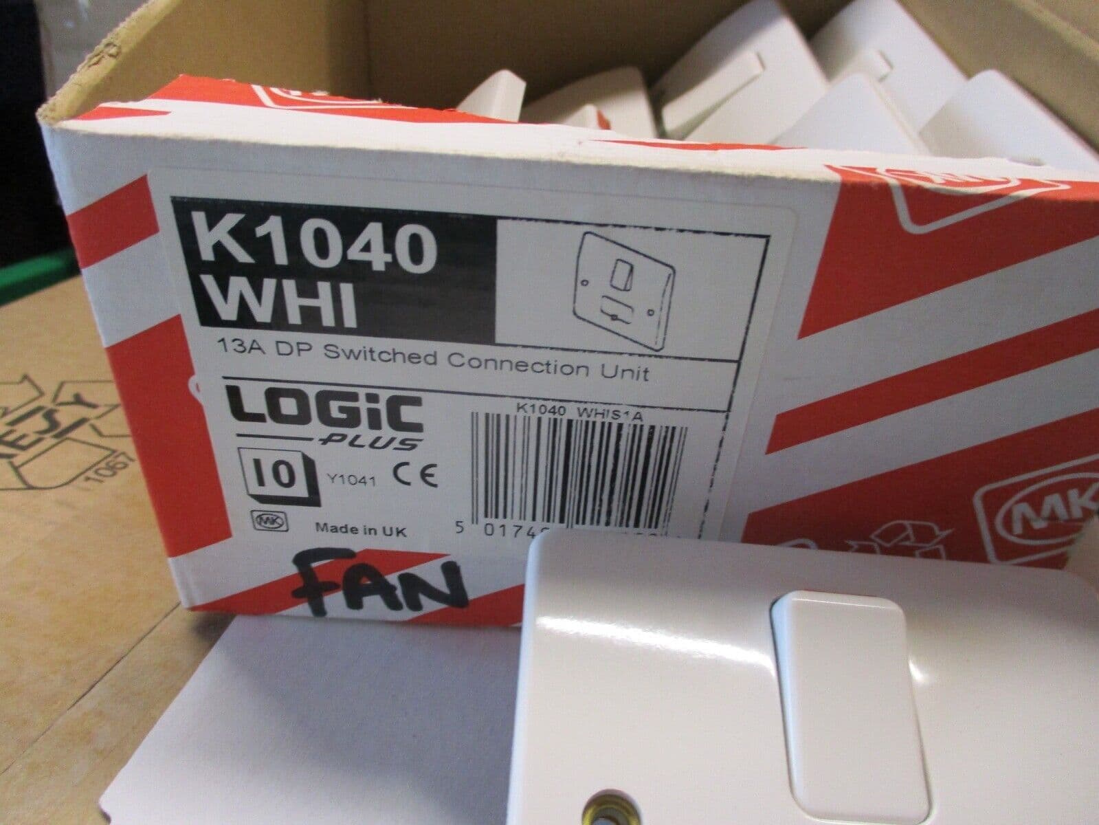 NEW MK LOGIC K1040 WHI 13A DP SWITCHED CONNECTION UNIT FAN