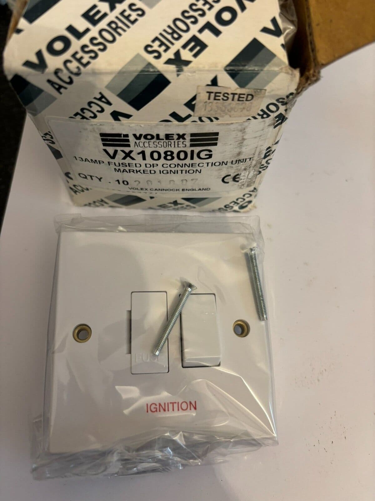 NEW VOLEX VX1080IG 13 AMP FUSED DP SWITCHED CONNECTION UNIT IGNITION
