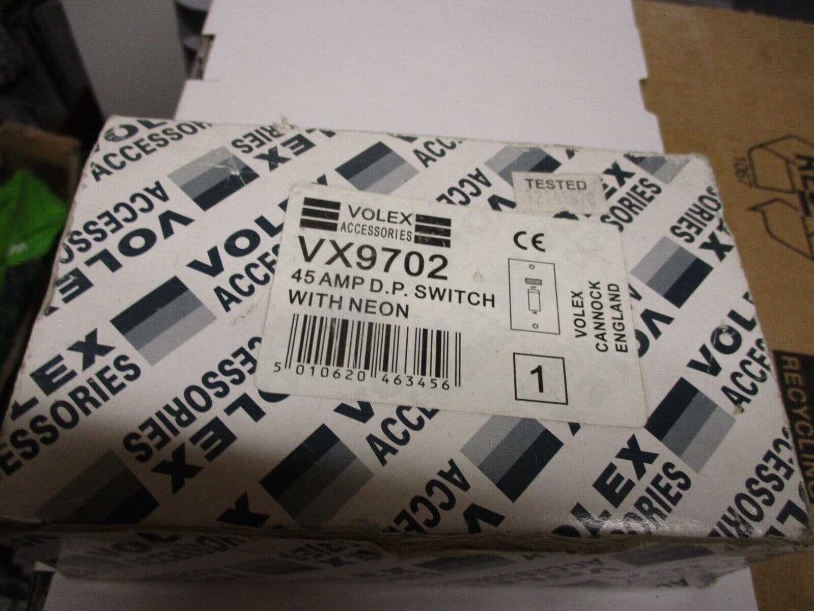NEW VOLEX VX9702 45 AMP DP SWITCH WITH NEON
