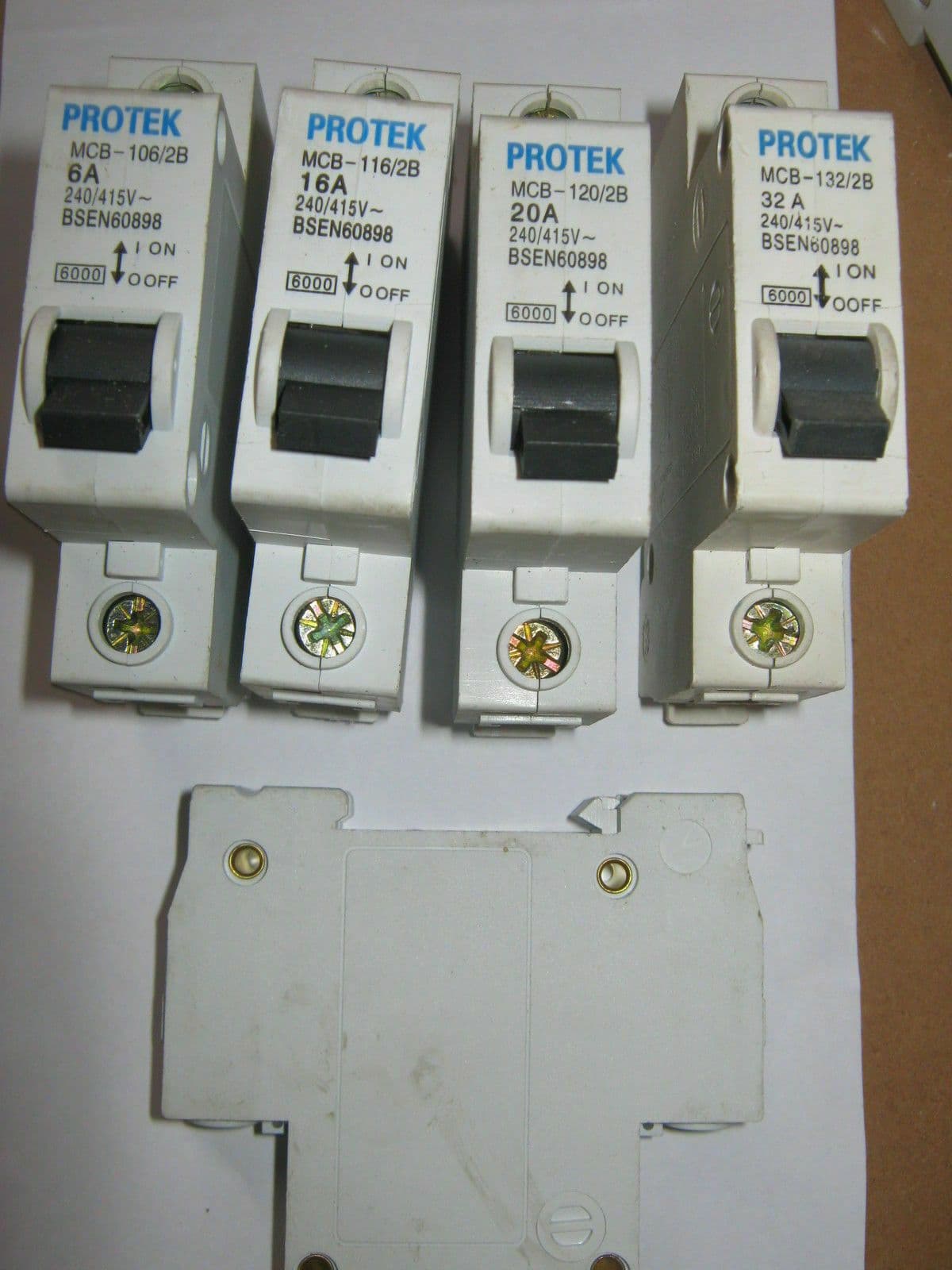 PROTEK 2B RANGE B6 B10 B16 B20 B32 B40 6KA SINGLE POLE MCB CIRCUIT BREAKERS