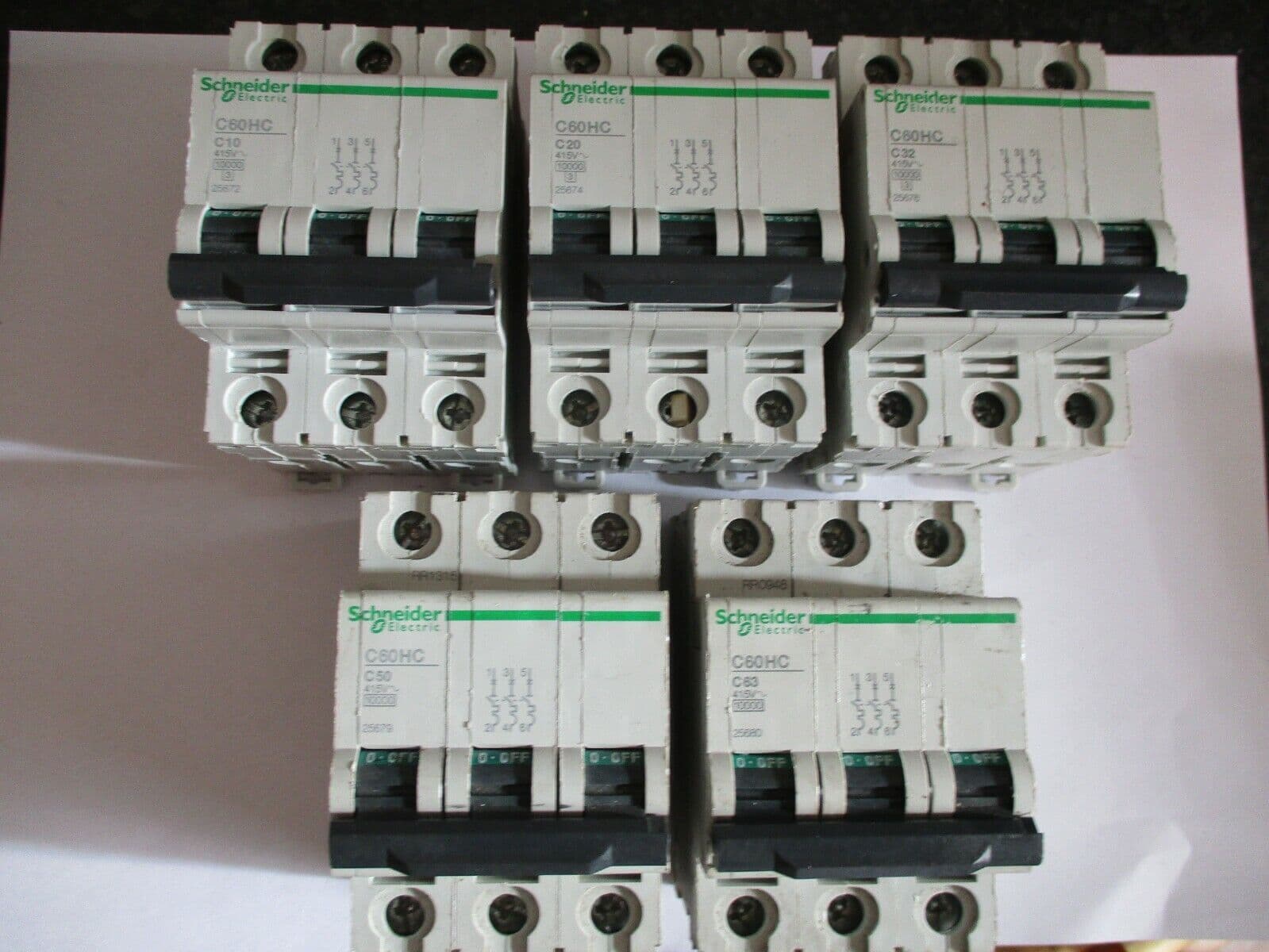 SCHNEIDER C60HC C6 C10 C16 C20 C25 C32 C40 C50 C63 10KA TRIPLE POLE MCBS