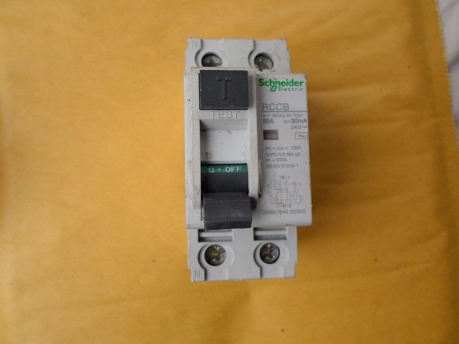 SCHNEIDER ELECTRIC 25 AMP 30mA 23083 RMG 250302 RCCB CIRCUIT BREAKER