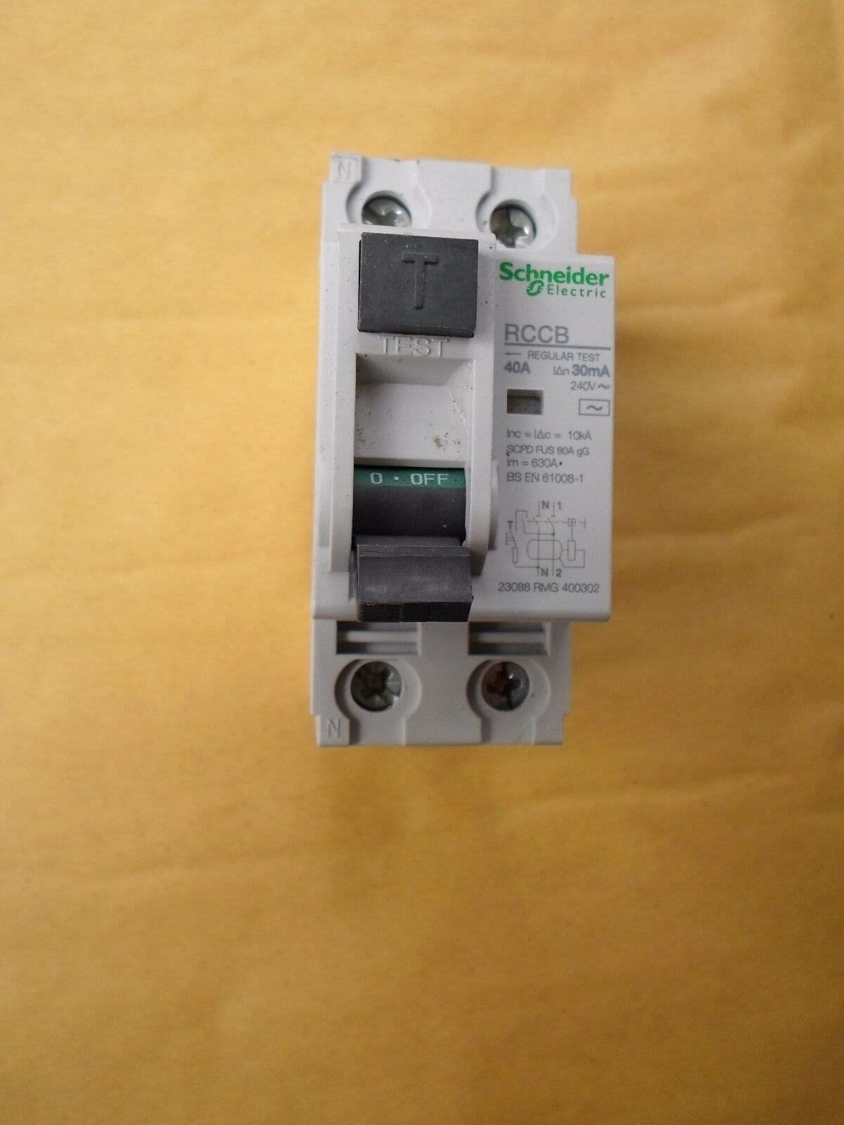 SCHNEIDER ELECTRIC 40 AMP 30mA RCCB 23088 RMG 400302 CIRCUIT BREAKER