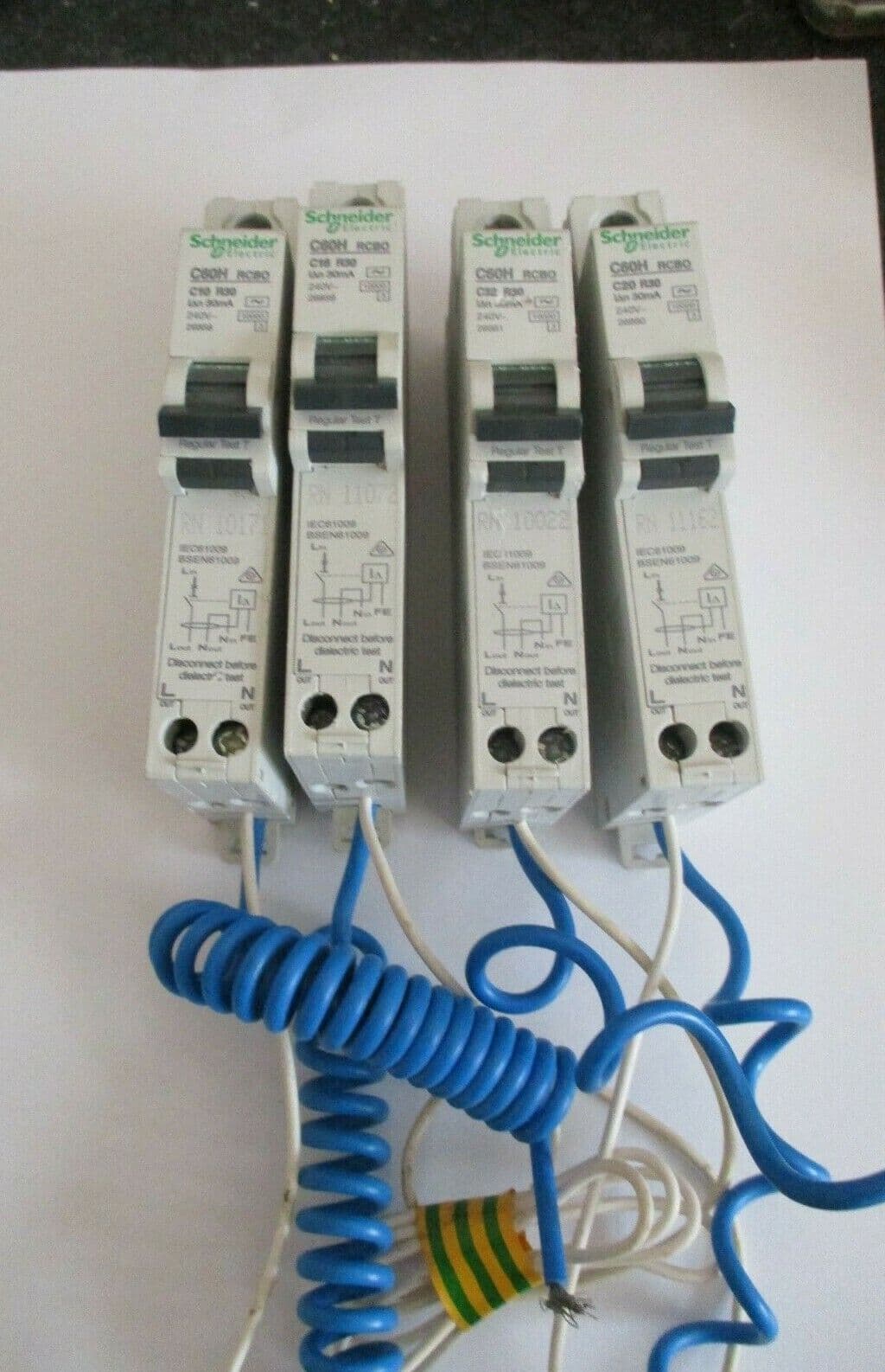 SCHNEIDER ELECTRIC C60H R30 C6 C10 C16 C20 C32 C45 30mA SINGLE POLE ...