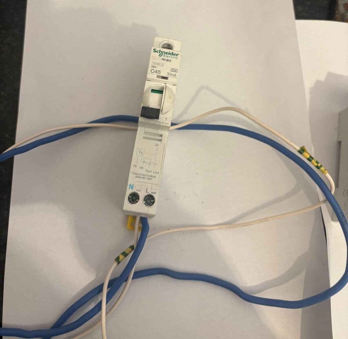 SCHNEIDER IC60H A9D11845 C45 45 AMP 30mA 10KA SINGLE POLE RCBO CIRCUIT BREAKER